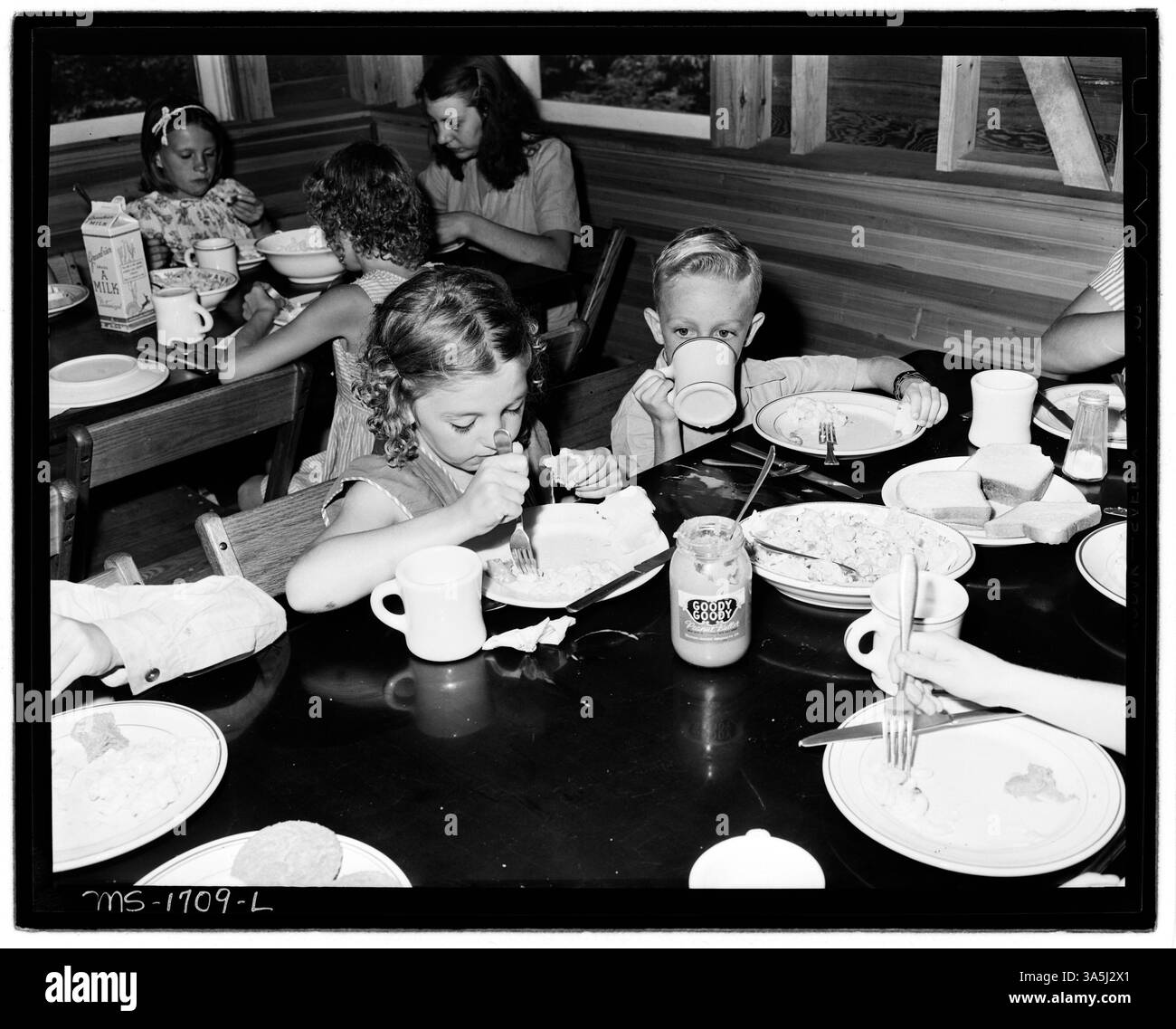 Children at Camp Thomas E. Lightfoot, Hinton, Summers County, West ...