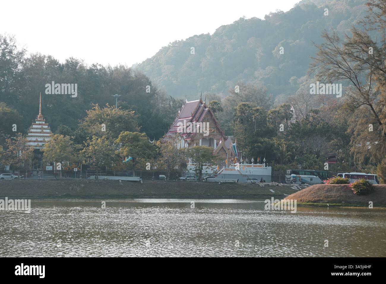 An incredibly scenic and picturesque lakeside temple offering stunning ...