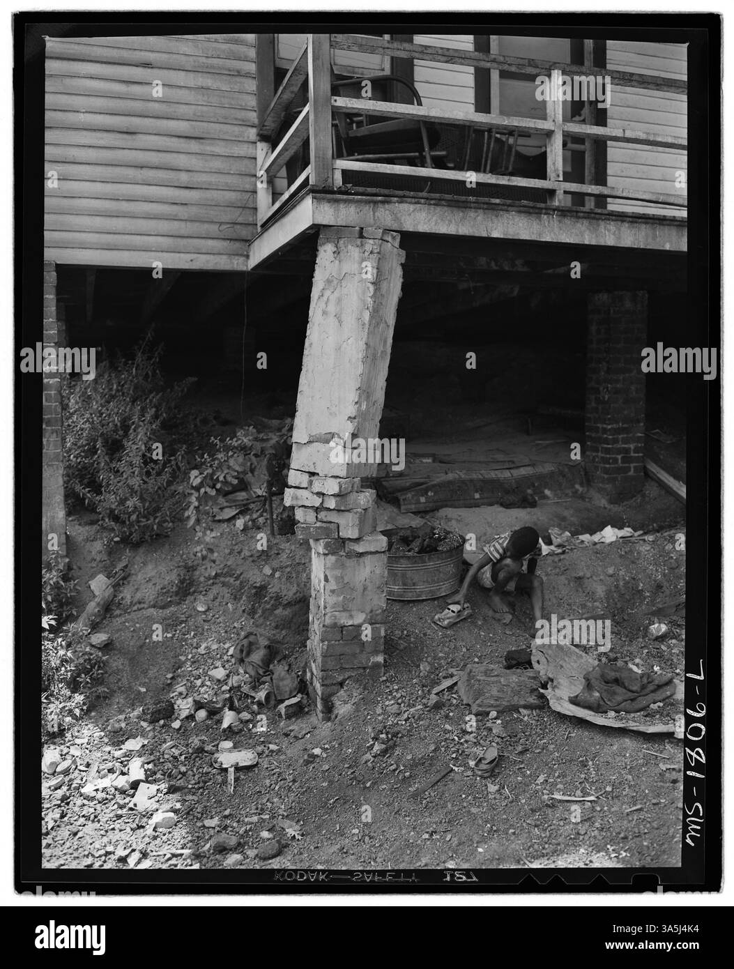 Homes porch Cut Out Stock Images & Pictures - Alamy