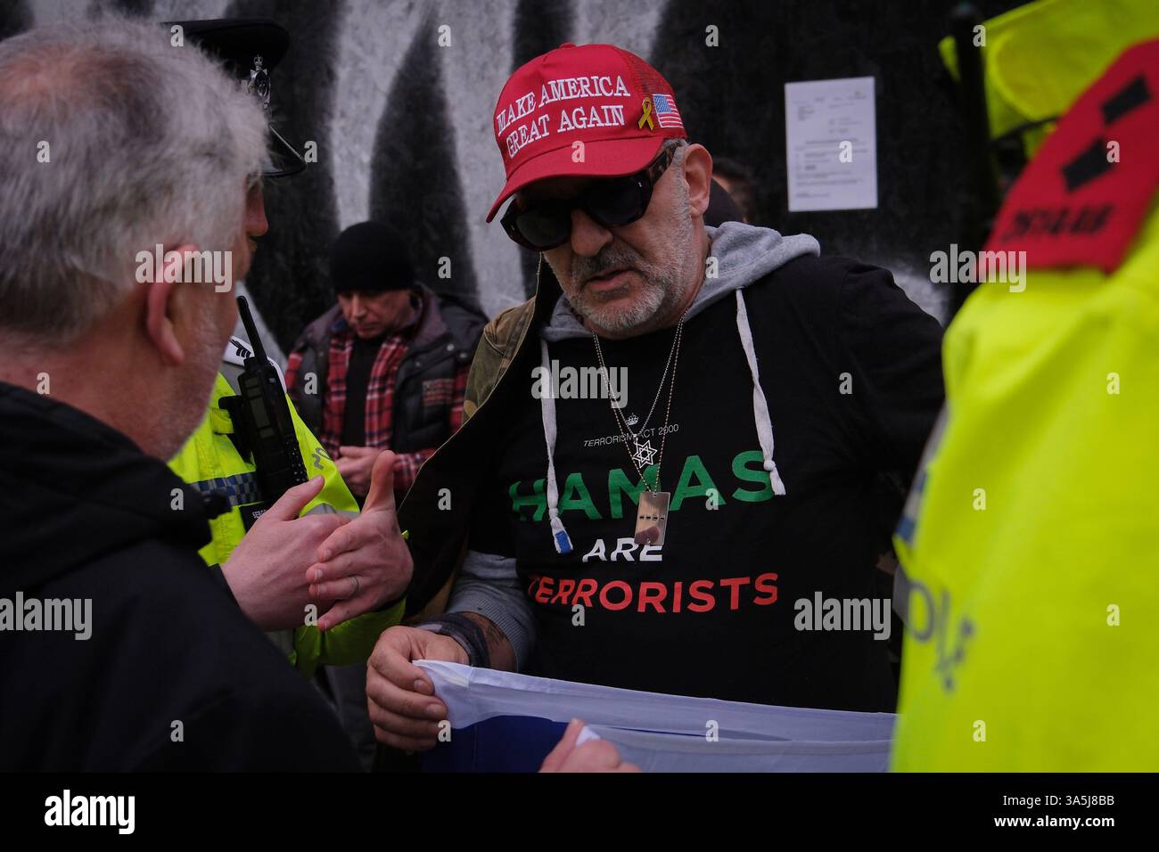 London, UK. 23rd March 2025. A brief moment of tension as Al Quds Day ...