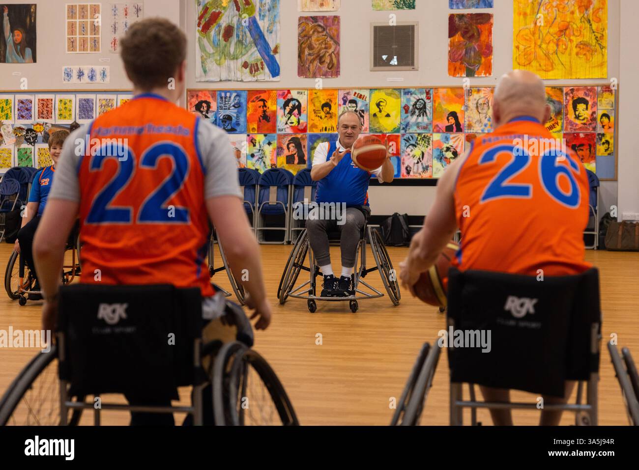 Knaresborough, UK. 23 MAR, 2025. Ed Davey practices throwing as the ...