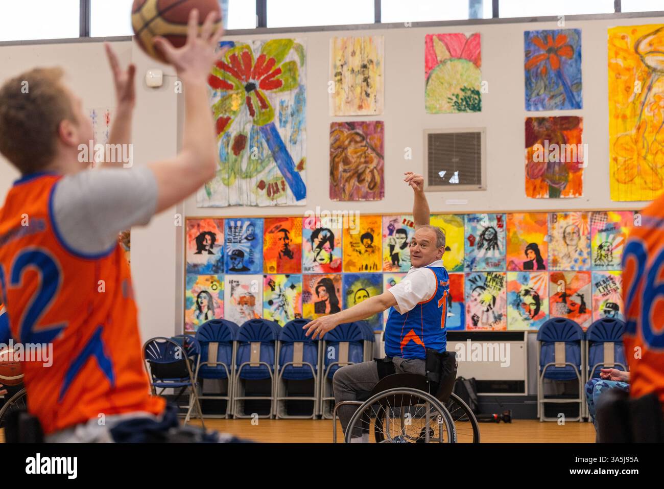 Knaresborough, UK. 23 MAR, 2025. Ed Davey practices throwing as the ...