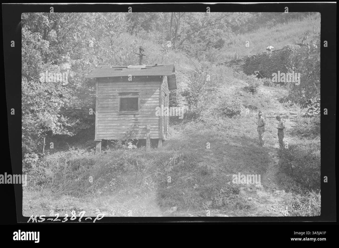 This view shows the pump house #2 at Kenmont Coal Company’s Kenmont ...