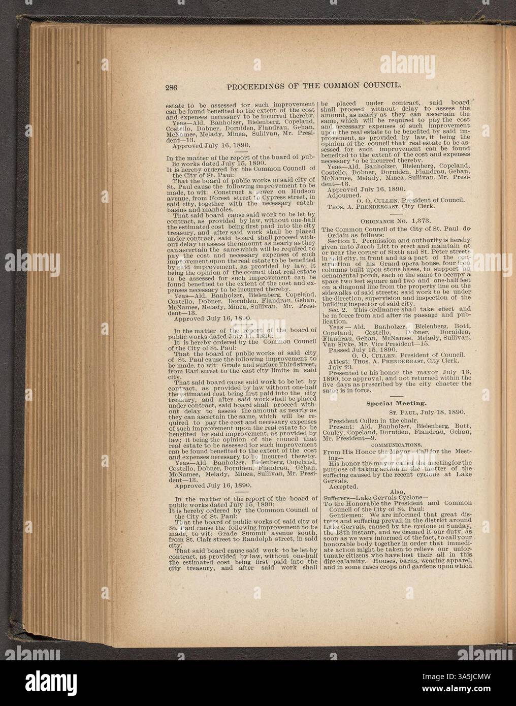The saint paul city councils 1890 proceedings hi-res stock photography ...
