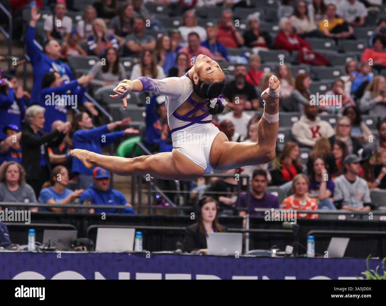 March 22, 2025: LSU's Kailin Chio on the floor exercise during Session ...