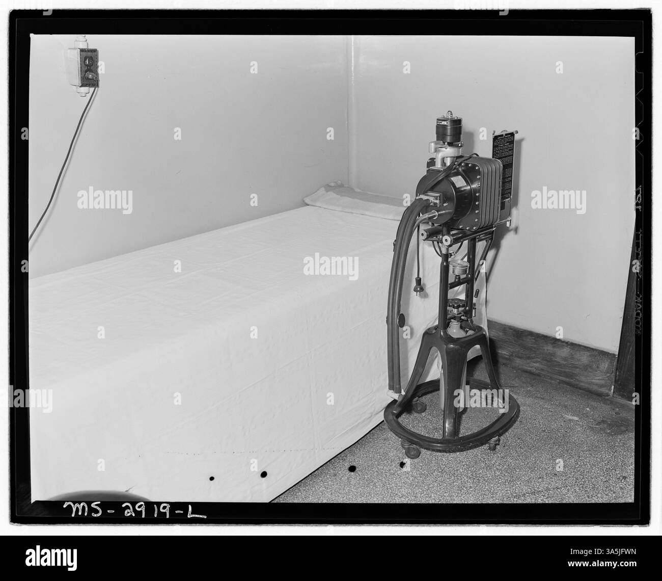 Basal metabolism machine hi-res stock photography and images - Alamy