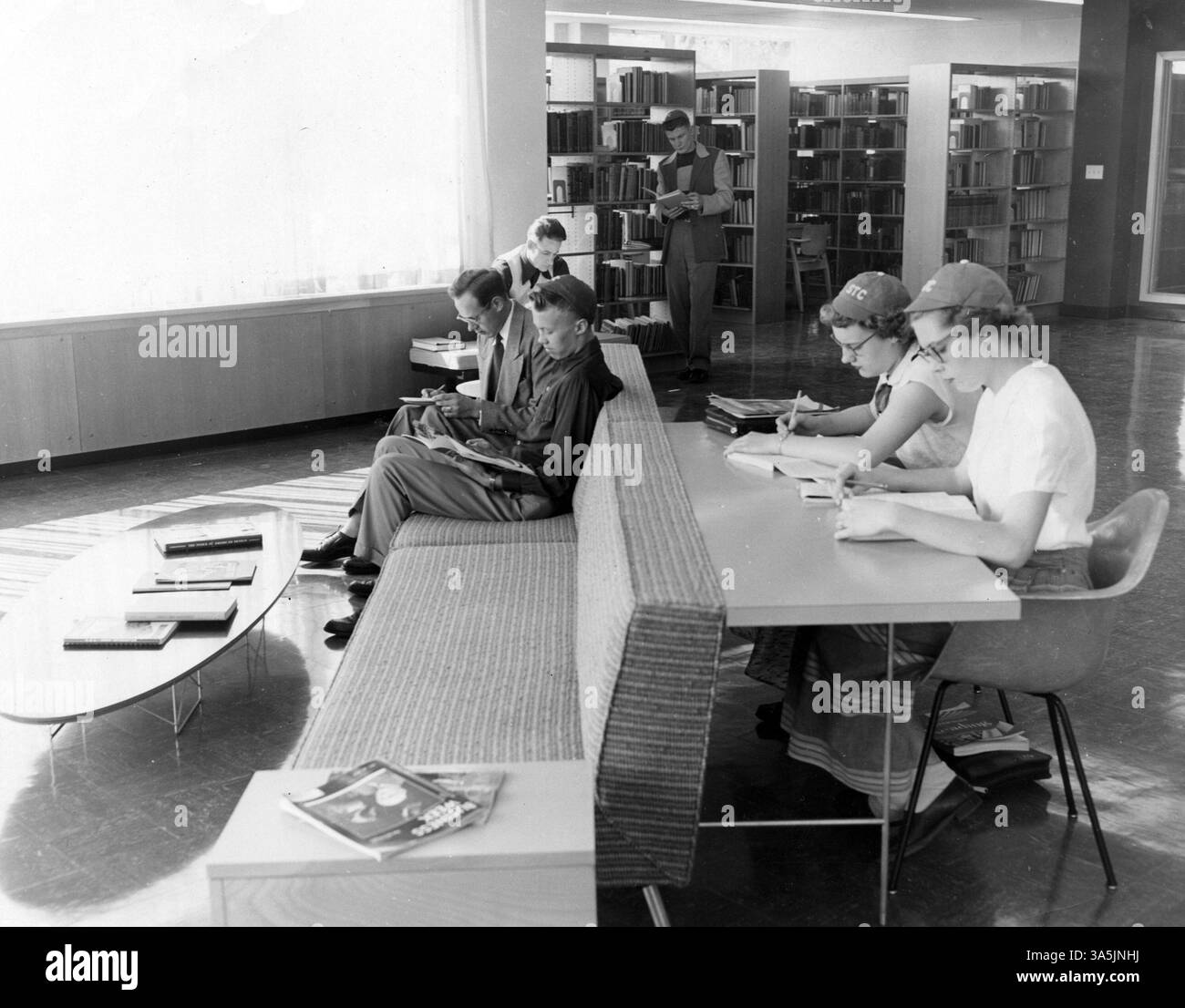 Minnesota history center library Black and White Stock Photos & Images ...