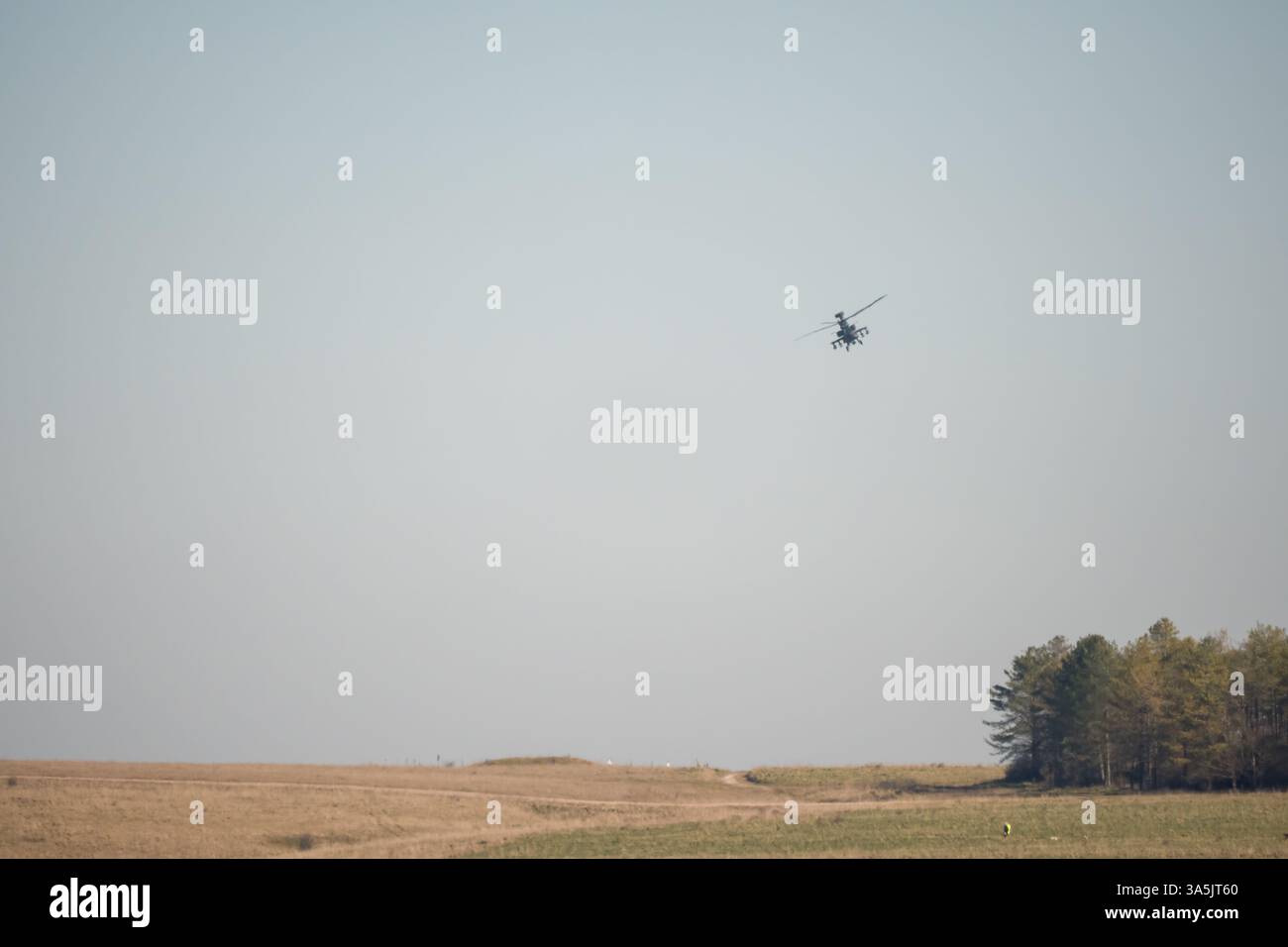 ZM707 British army Boeing Apache Longbow Attack helicopter gunship AH2 ...
