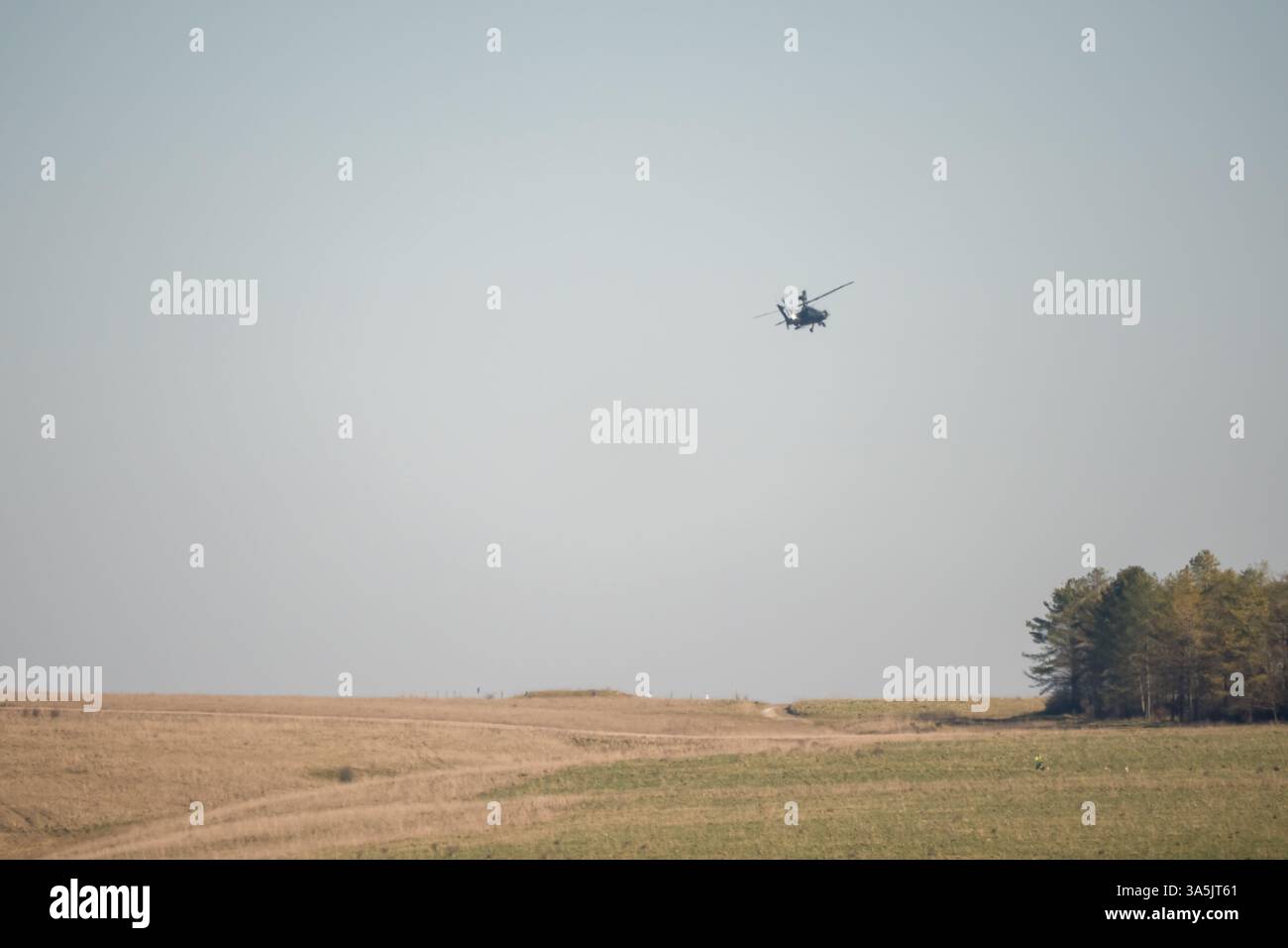 ZM707 British army Boeing Apache Longbow Attack helicopter gunship AH2 ...