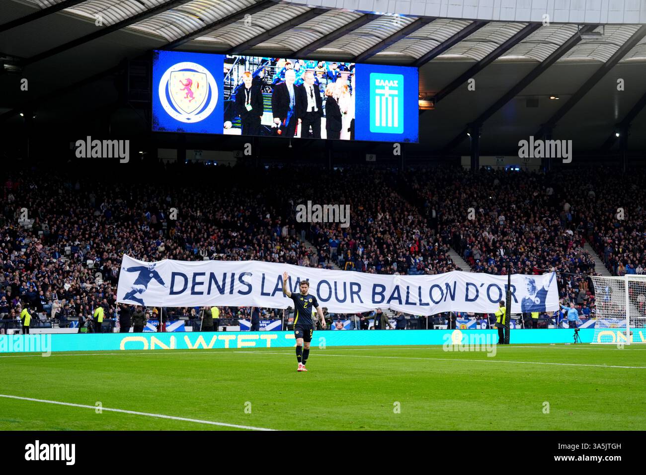 Fans pay tribute the late Dennis Law before the UEFA Nations League ...