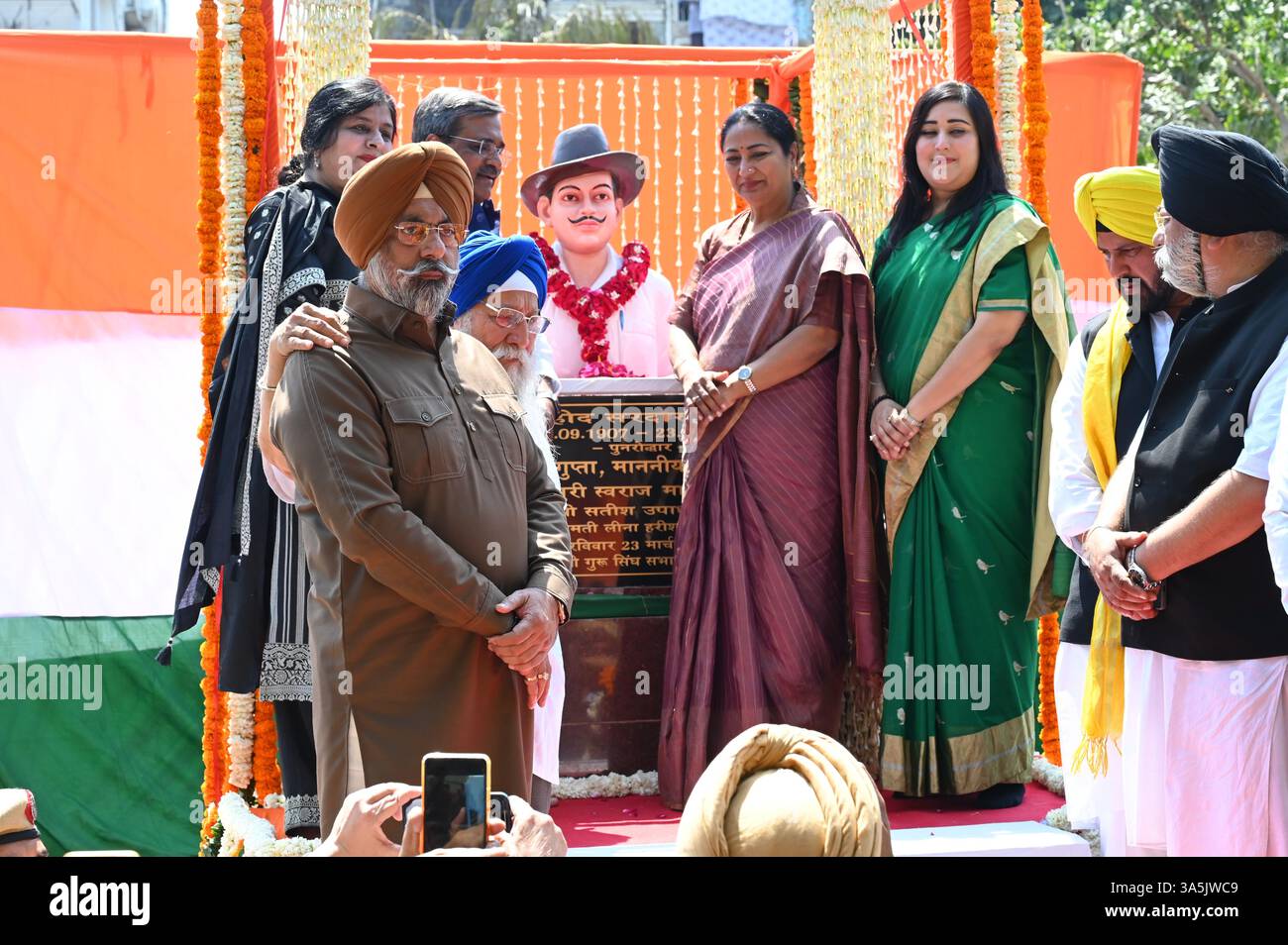 Bhagat singh, rajguru and sukhdev hi-res stock photography and images ...