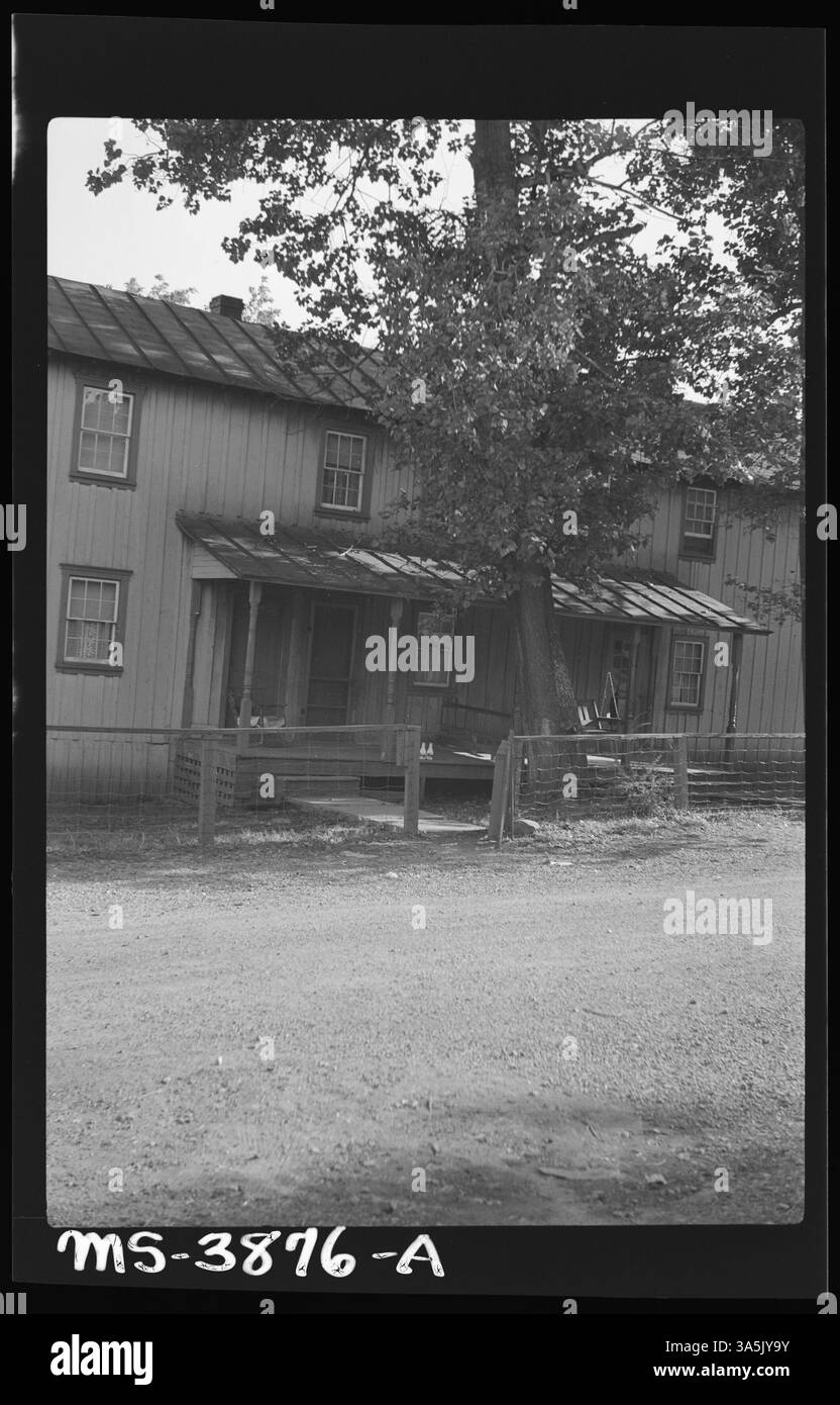 A duplex house in Robertsdale, Pennsylvania, near Rockhill Coal Company ...