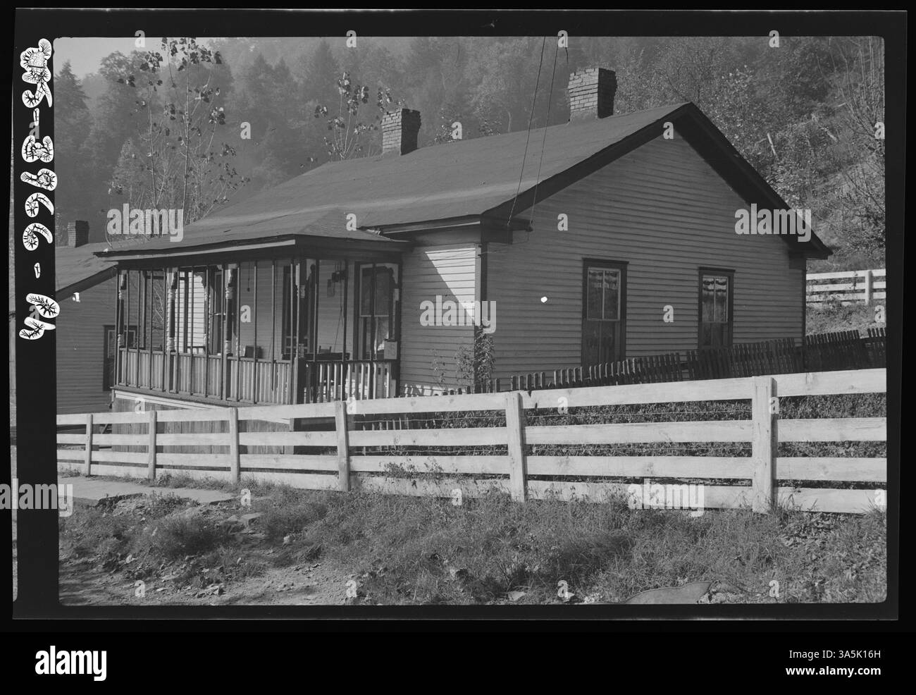 Company-owned house #9 at Gulf Smokeless Coal Company's Wyco Mine in ...