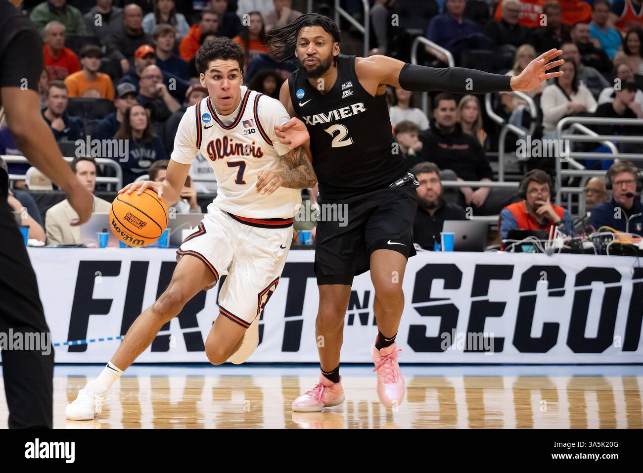 March 21, 2025: Illinois Fighting Illini forward Will Riley (7) dribbles against Xavier ...