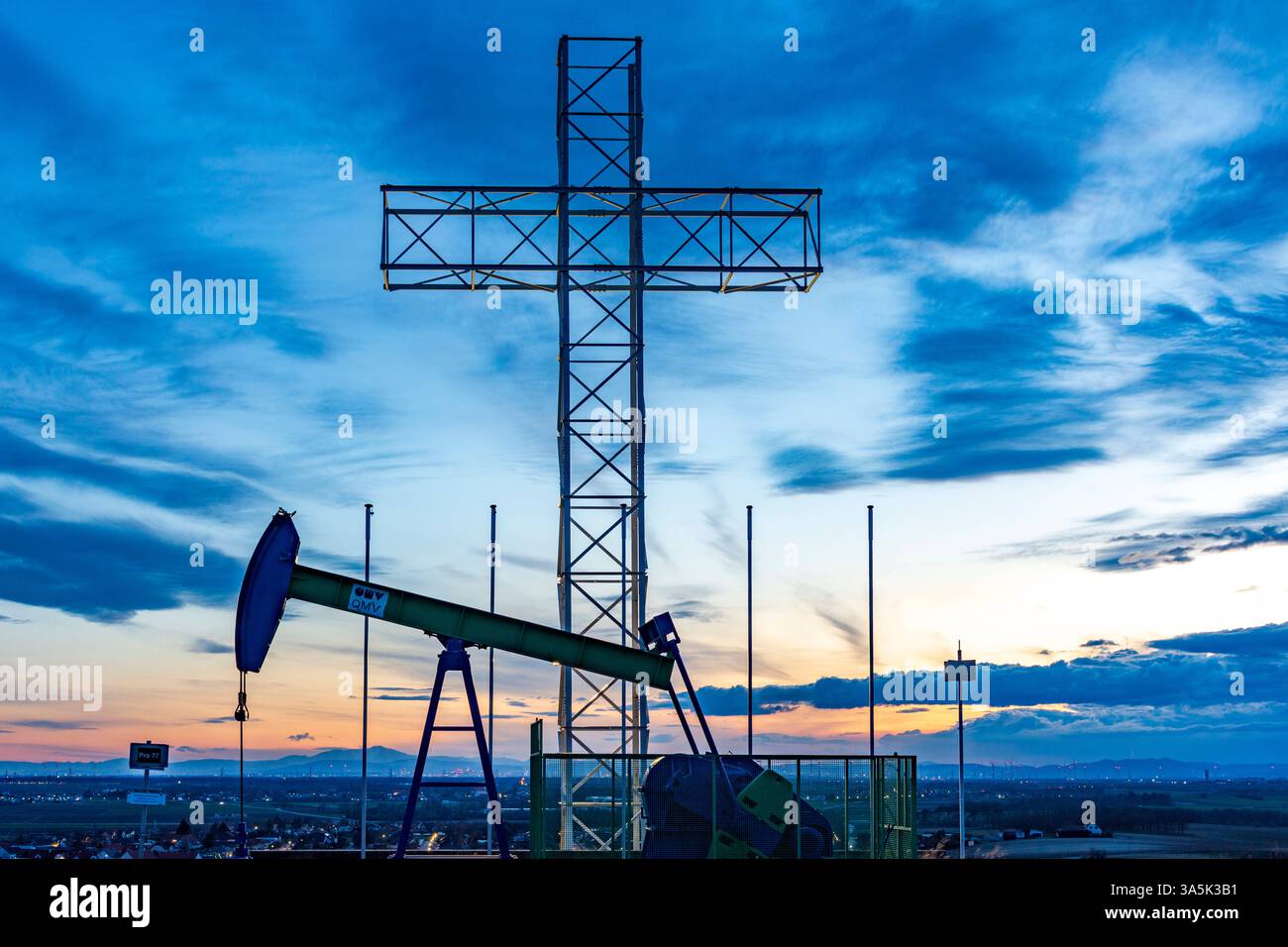 Barbara cross of company OMV, pumpjack Prottes Weinviertel ...
