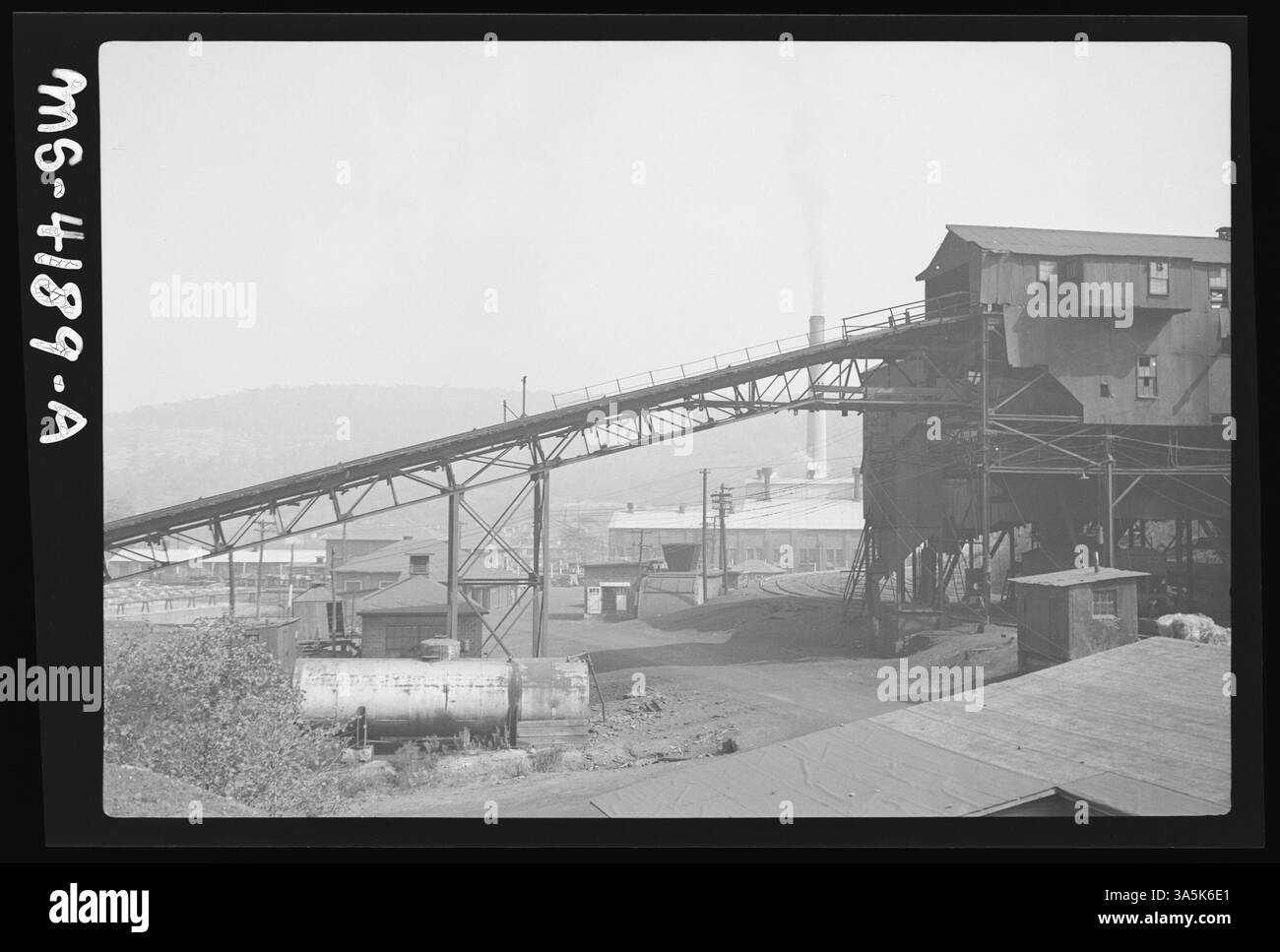 The tipple and power house at Heisley Coal Company’s Heisley #3 Mine in ...