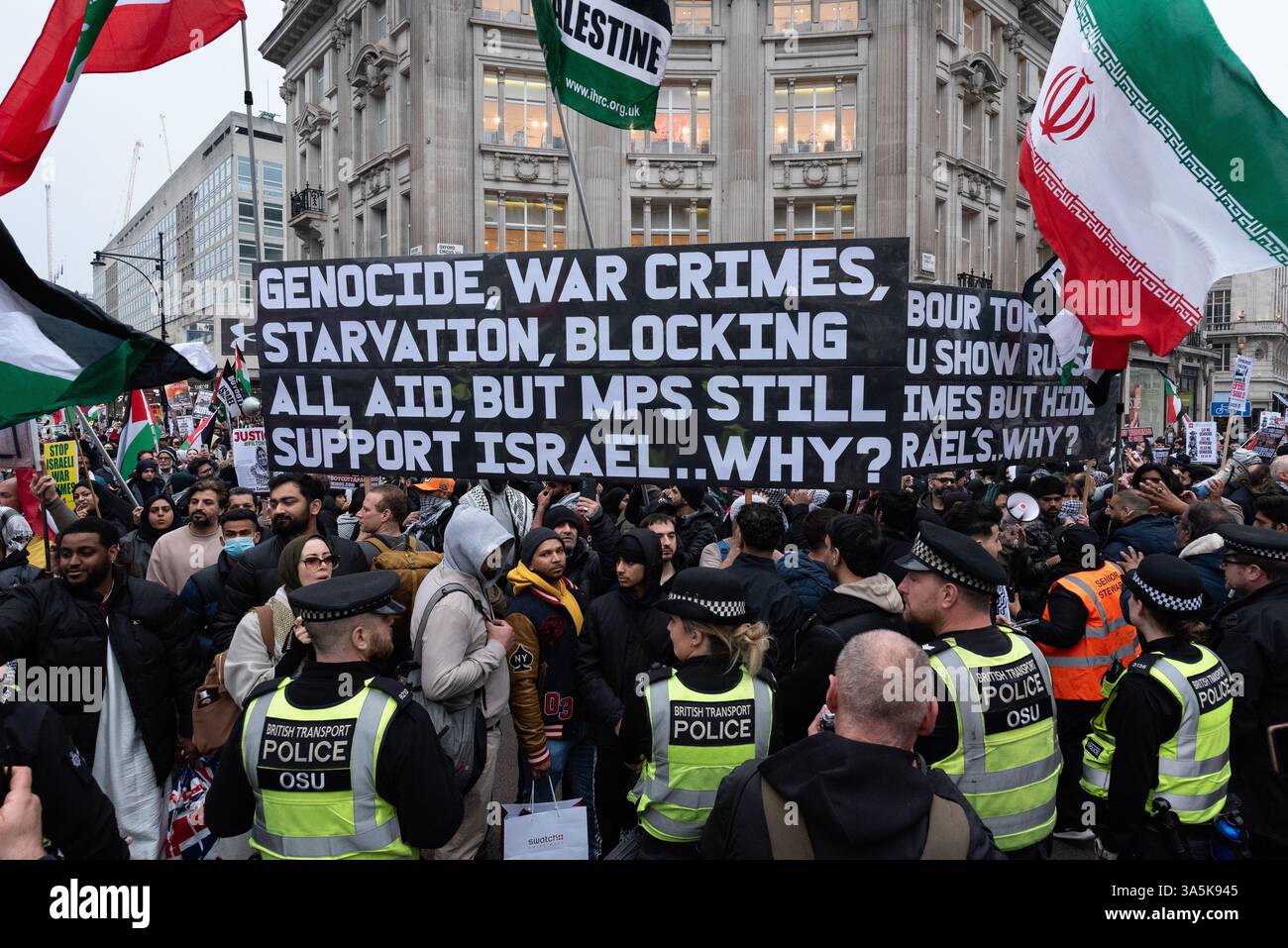 London, UK. 23 March, 2025. Thousands march from Marble Arch to ...