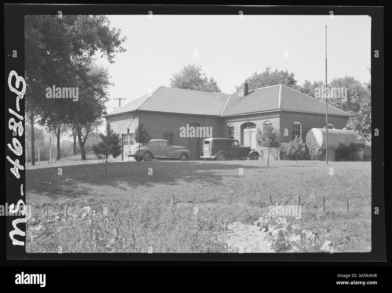 The Buckingham Coal Company’s water treatment plant at Buckingham Mine ...