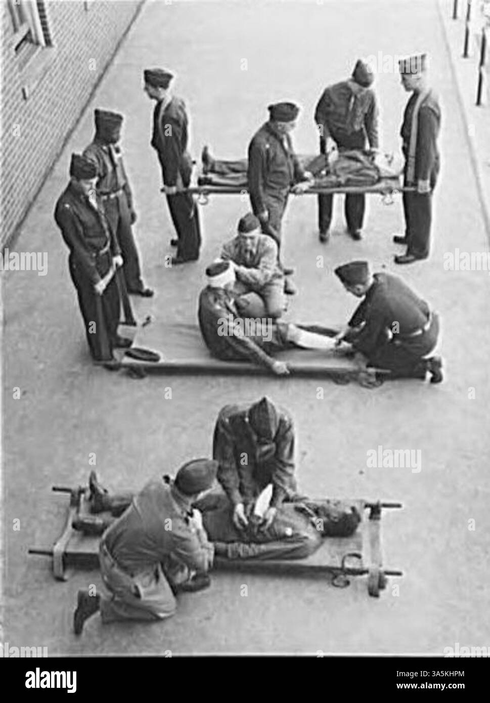 A class in first aid at the U.S. Army Chaplain School, held at Fort ...