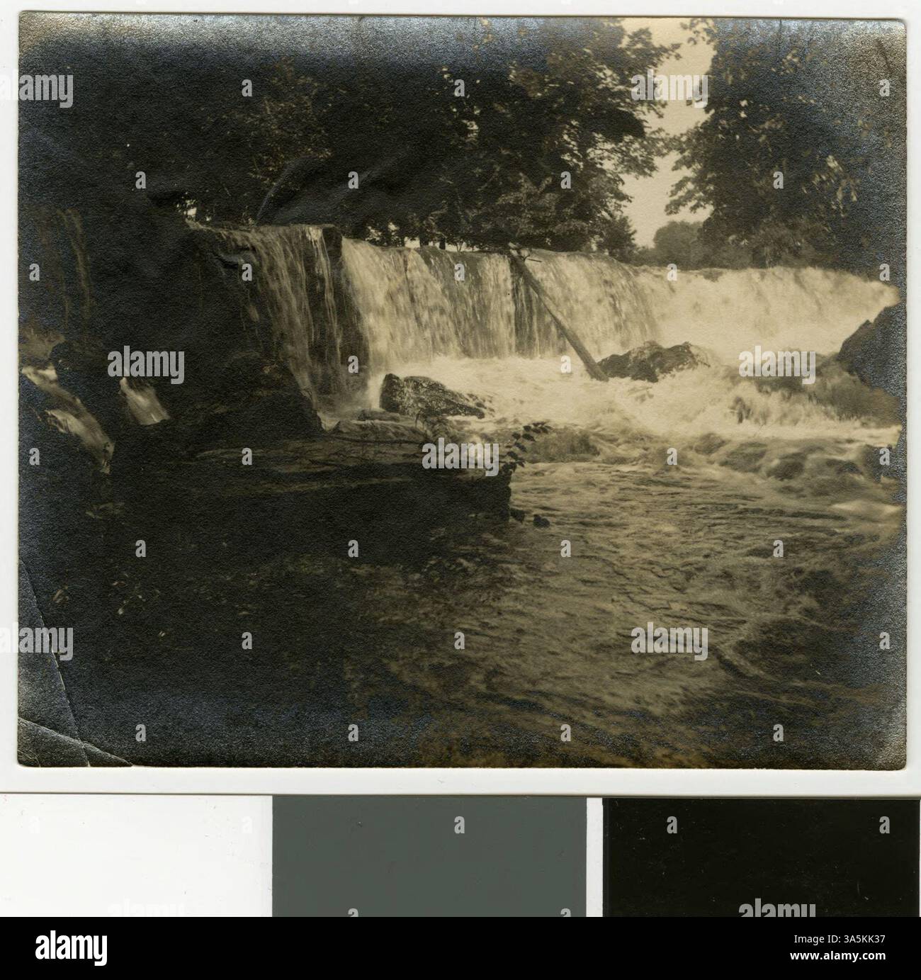 Highlighting the natural beauty of minneopa state park hi-res stock ...