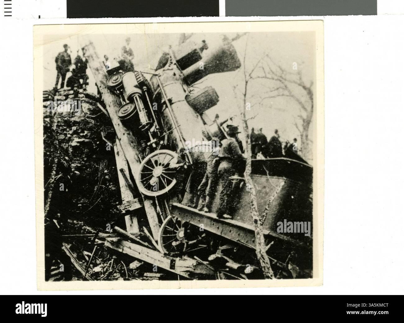 Photograph of a train wreck in Blue Earth County on April 18, 1875 ...