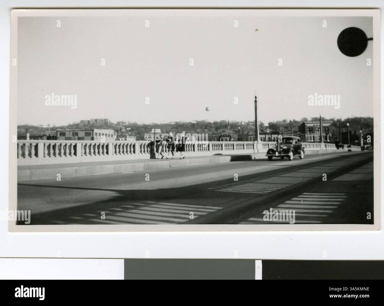Main Street Bridge in Mankato, Minnesota, featuring an automobile and ...