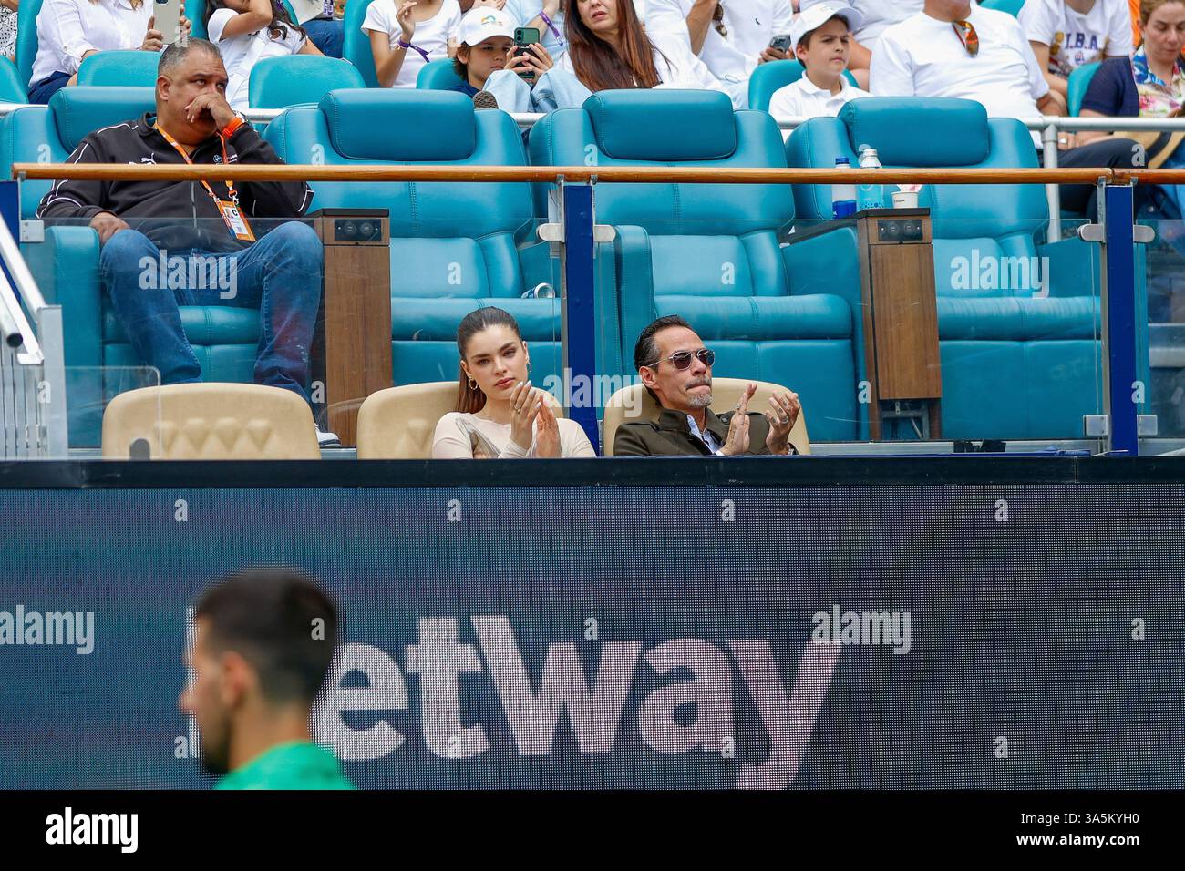 MIAMI GARDENS, FL - MARCH 23: Marc Anthony, American singer and actor ...