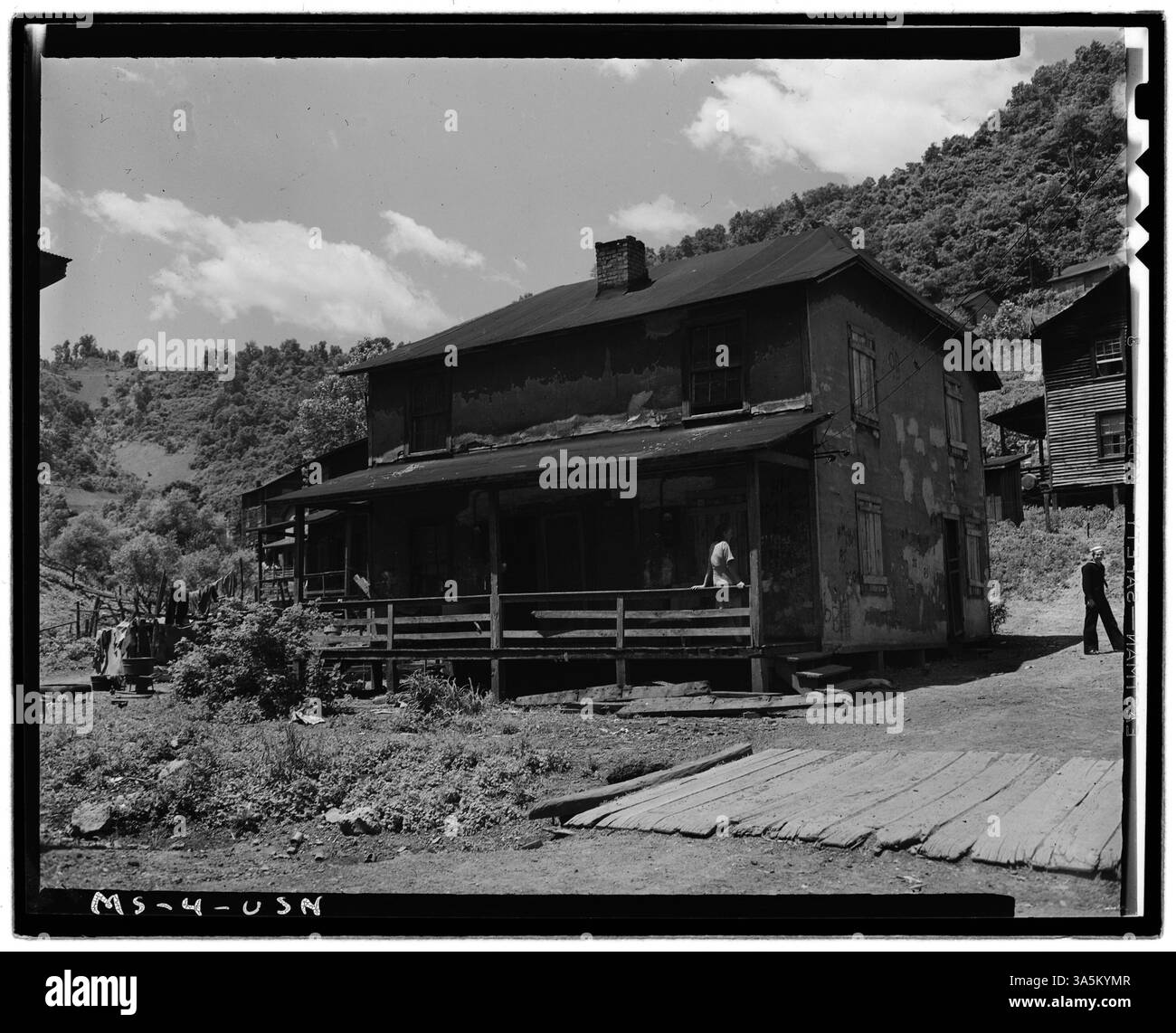 A house located at the upper end of a mining camp in Weeksbury, Floyd ...