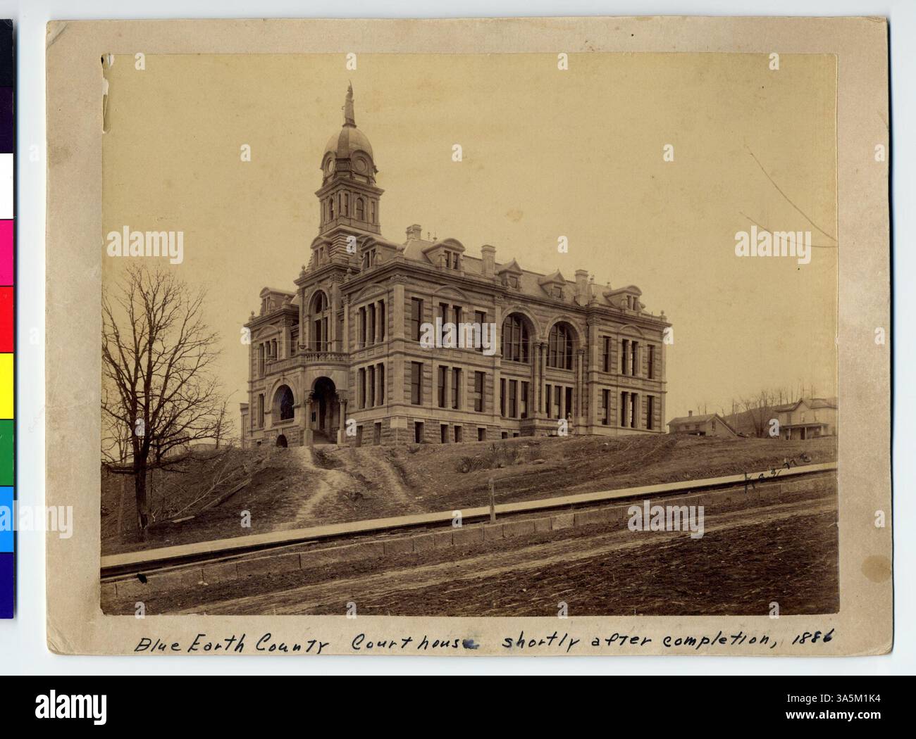 An exterior view of the Blue Earth County Courthouse in Mankato shortly ...