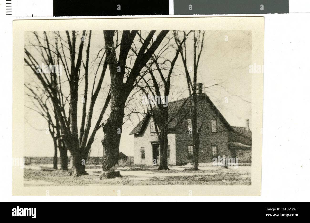 The Pratt house in Blue Earth County, shown from the exterior ...