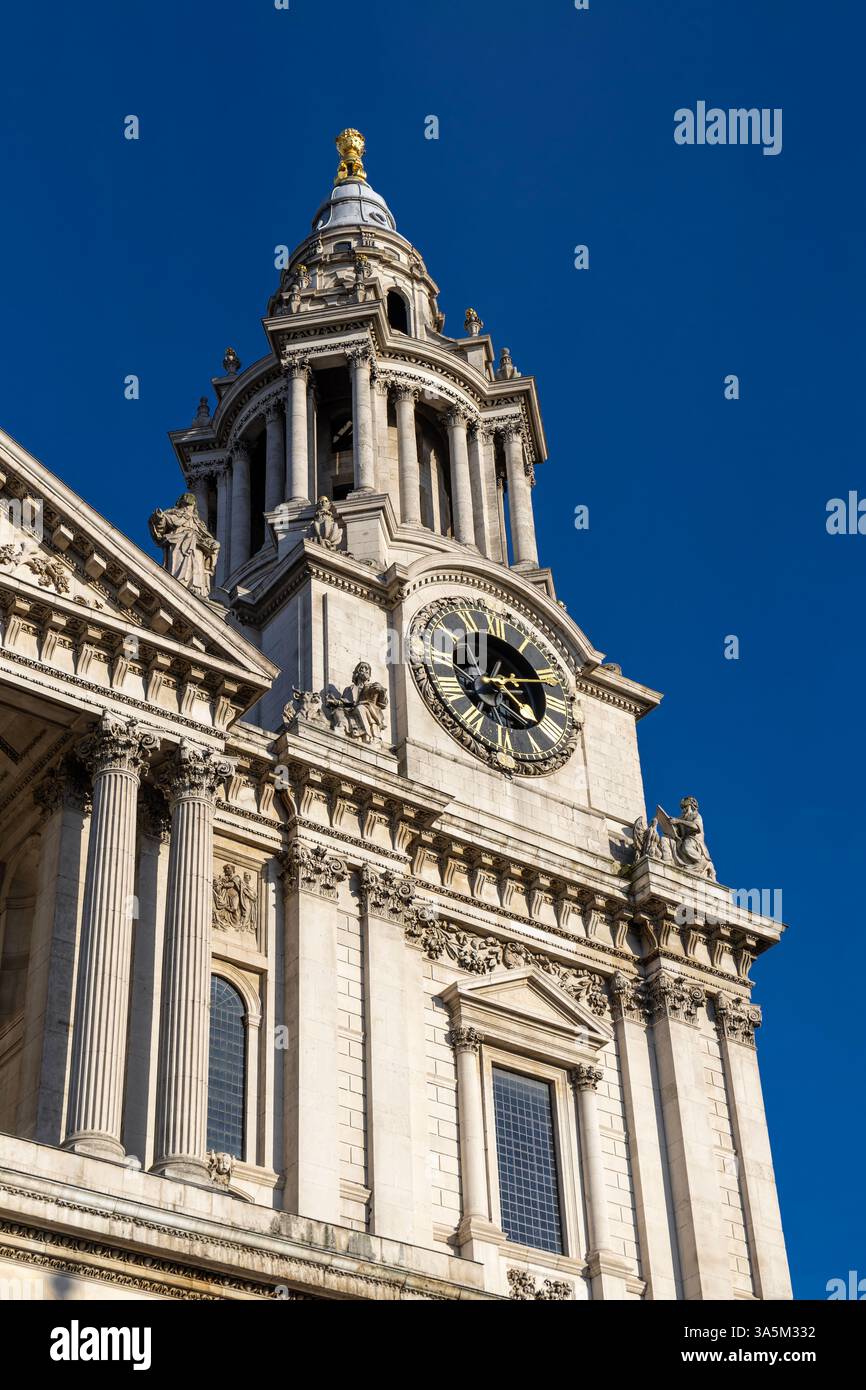 St Paul's Cathedral clock tower, London, England Stock Photo - Alamy
