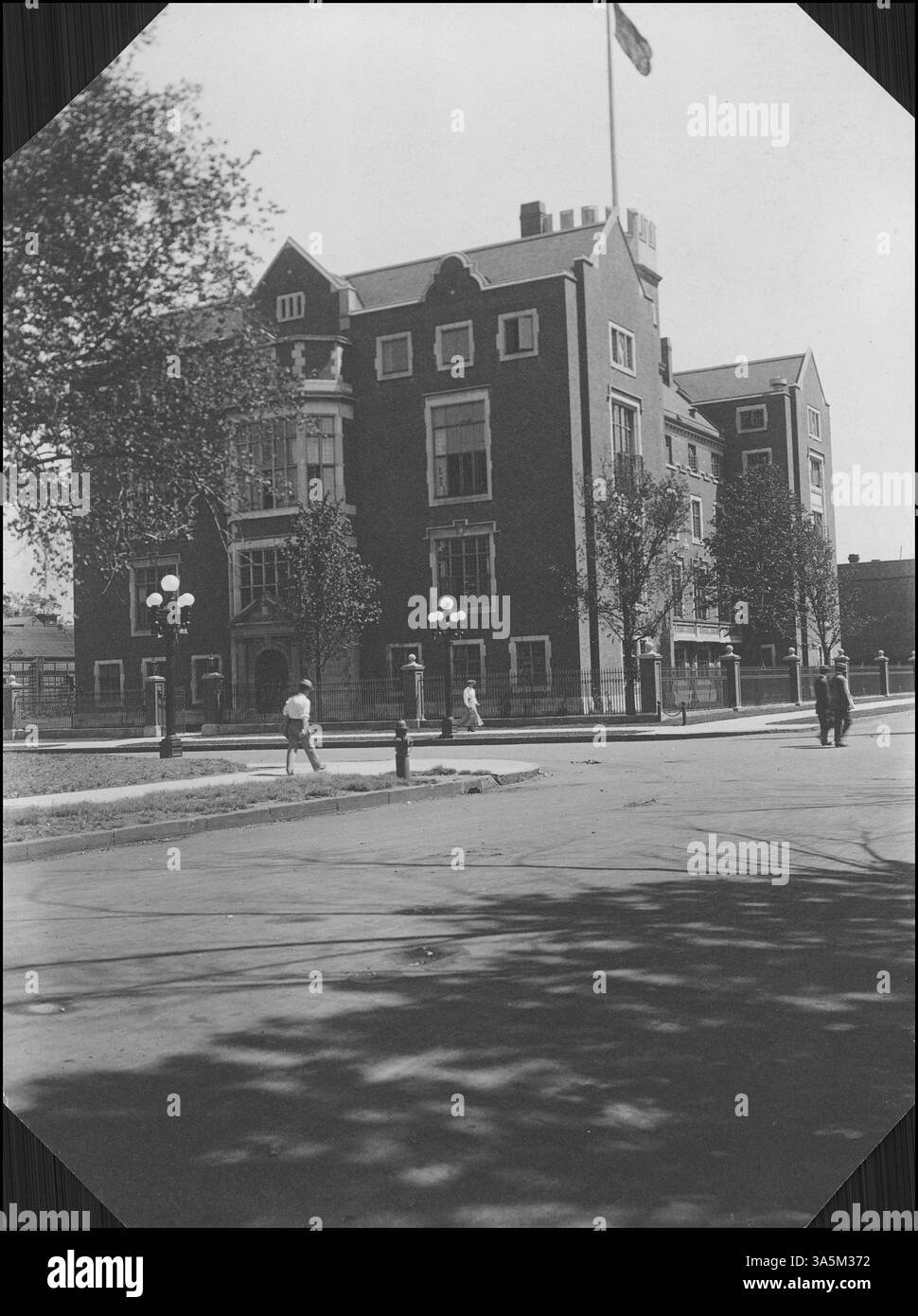 The Minneapolis Club, founded in the late 19th century, is a historic ...