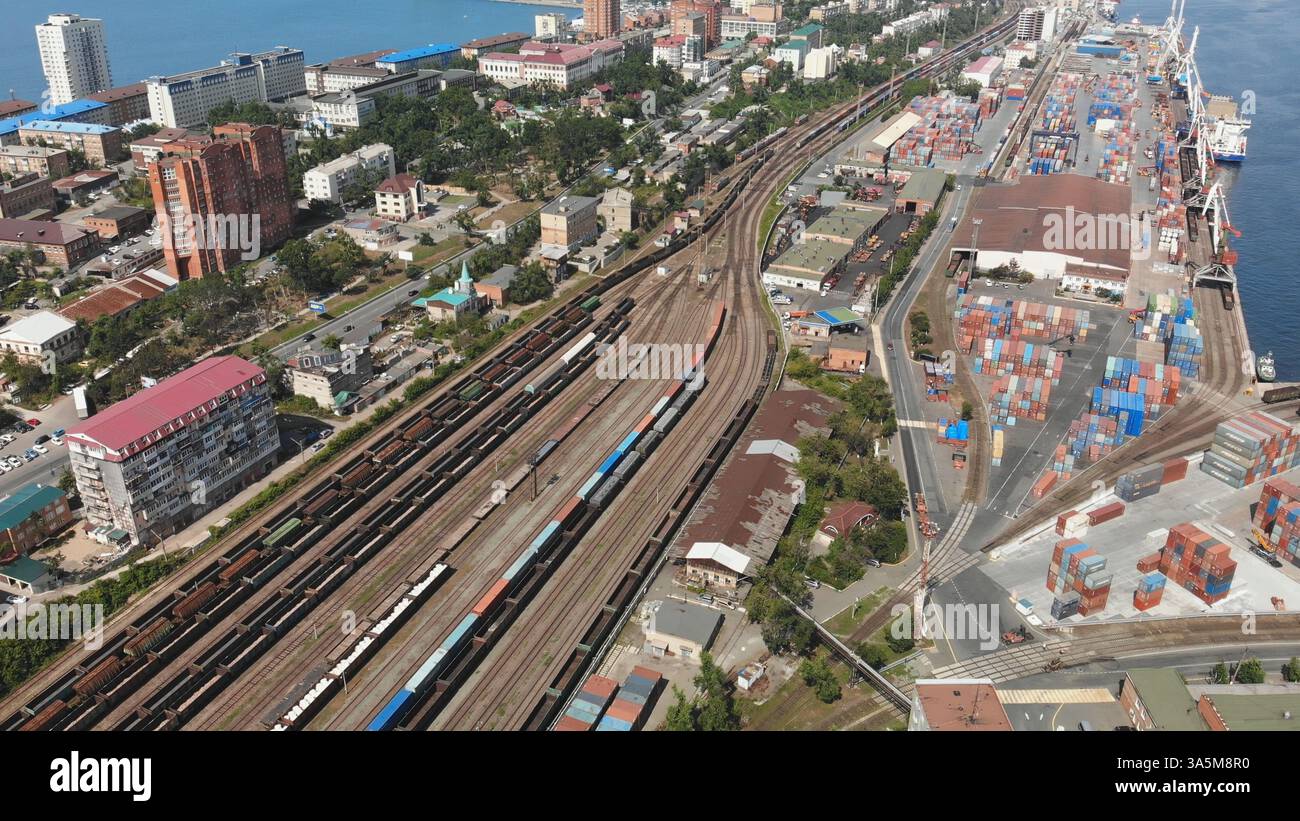 Train freight cargo railroad seaport hi-res stock photography and ...