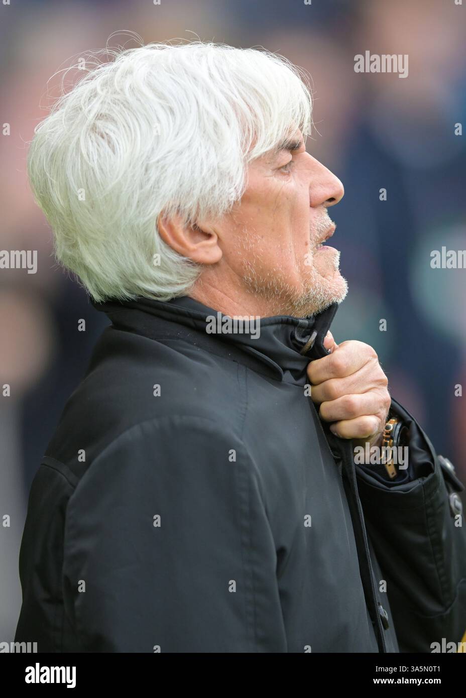 Glasgow, UK. 23rd Mar, 2025. Ivan Jovanovic Manager of Greece during ...
