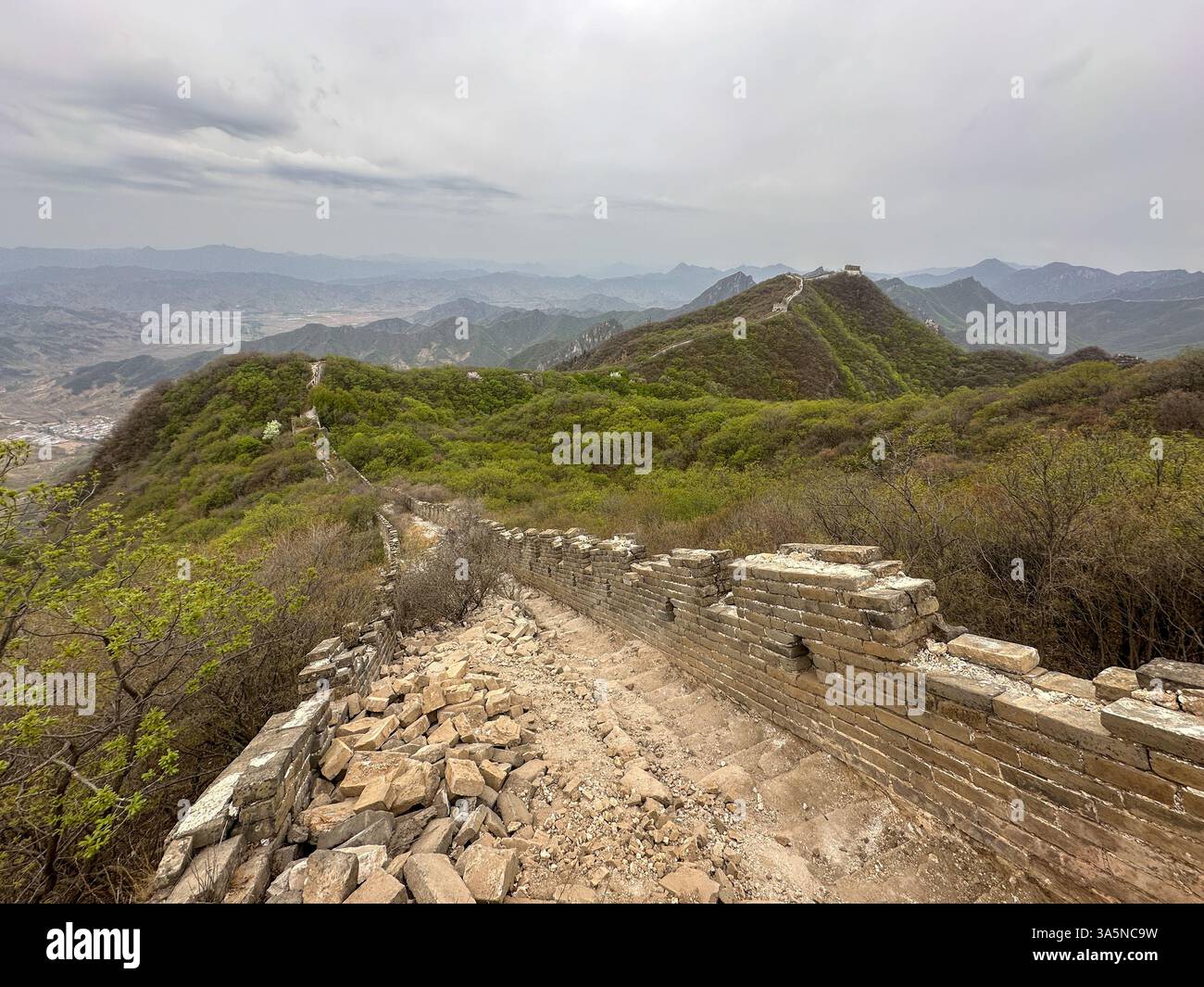 The hike from Jiankou to Mutianyu along the Great Wall of China offers ...