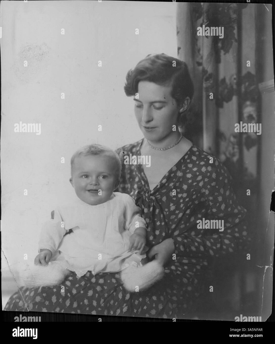 George matthew peppard hi-res stock photography and images - Alamy