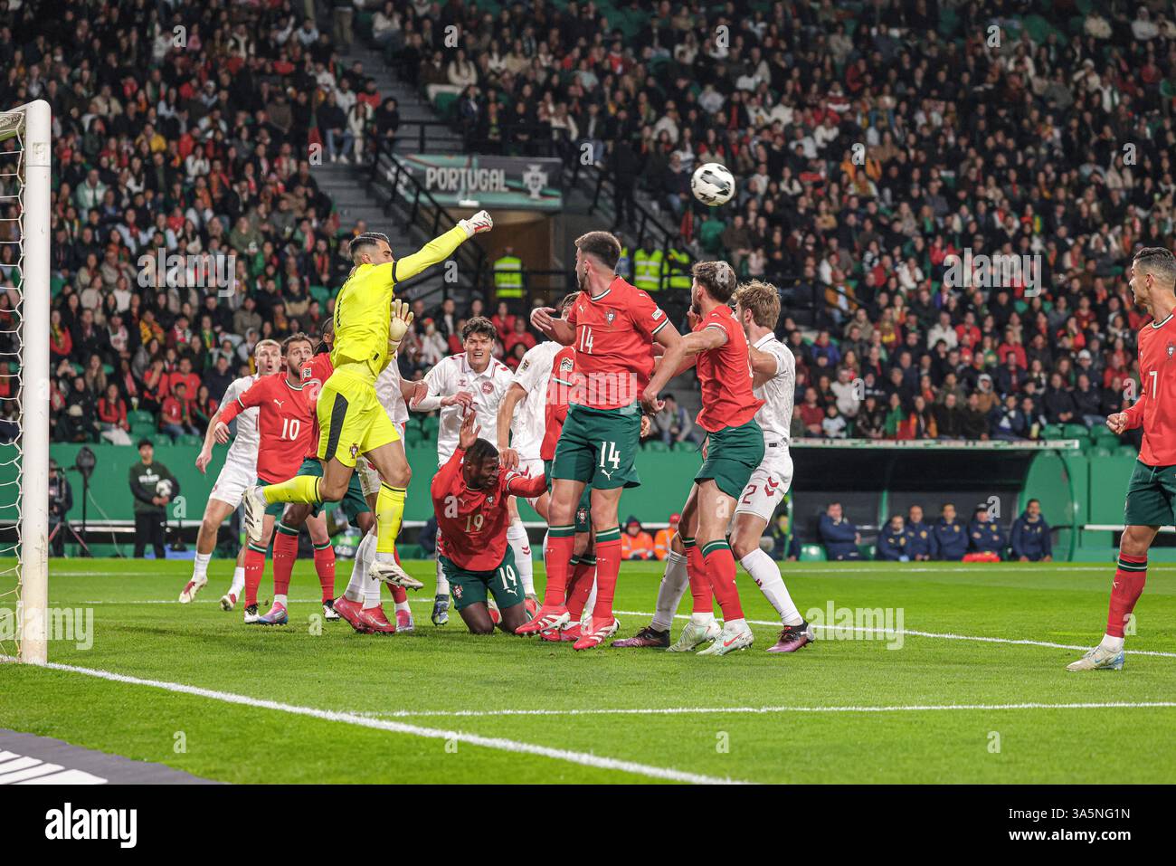 Cristiano ronaldo portugal 2025 hi-res stock photography and images - Alamy