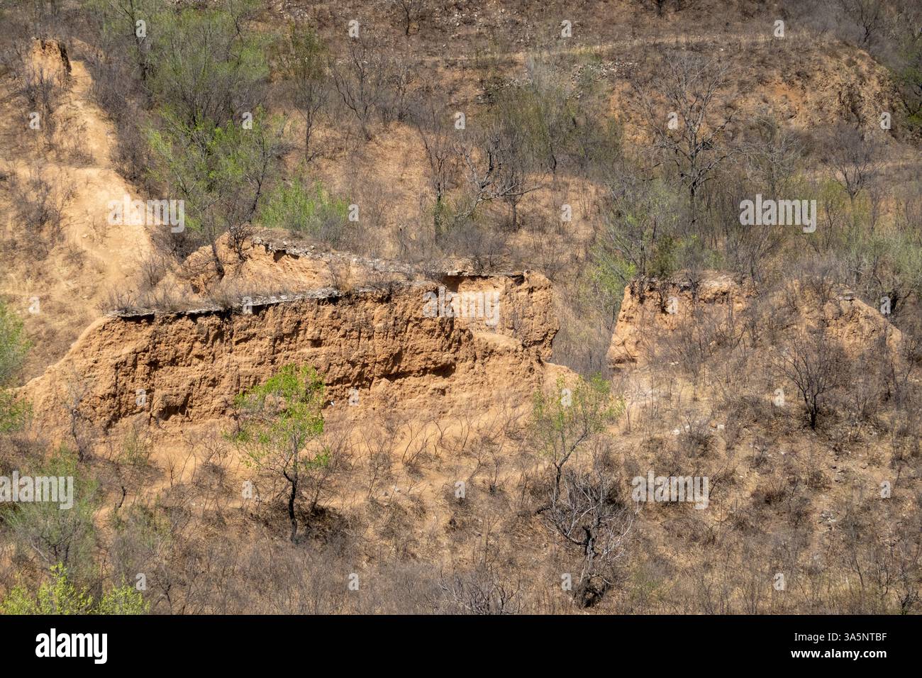 The old Han dynasty wall at Gubeikou. The hike from Gubeikou to ...