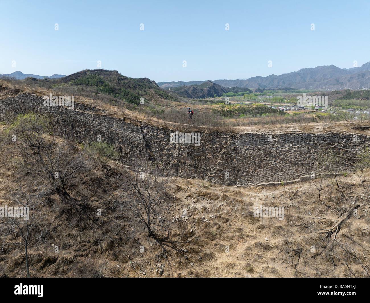The old Han dynasty wall at Gubeikou. The hike from Gubeikou to ...