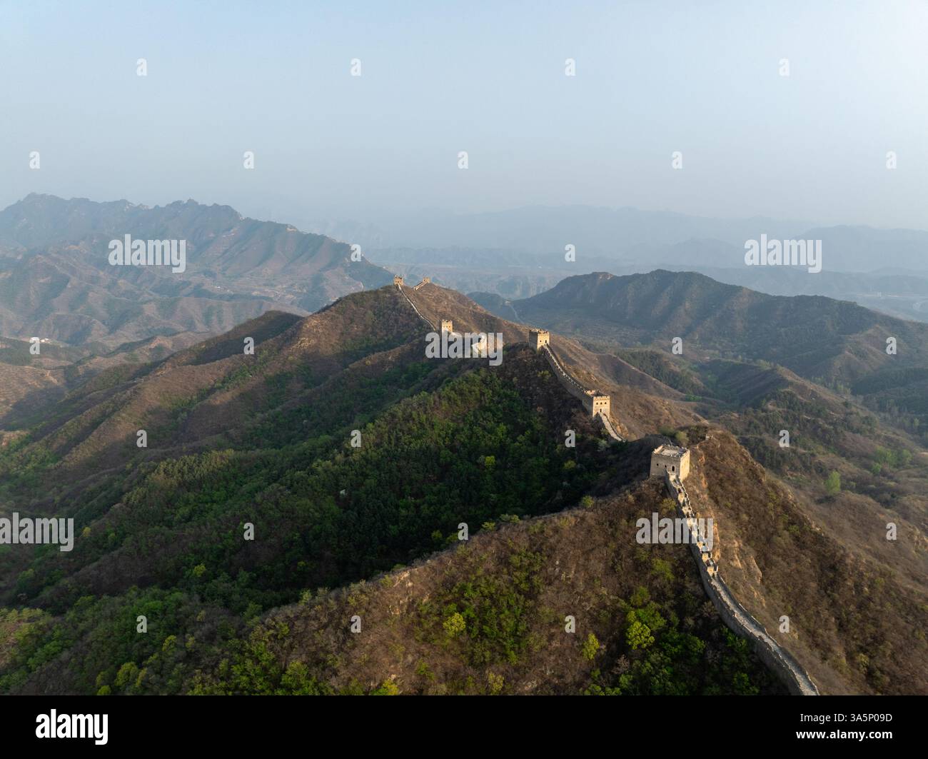 The Great Wall at Jinshanling. The hike from Gubeikou to Jinshanling ...