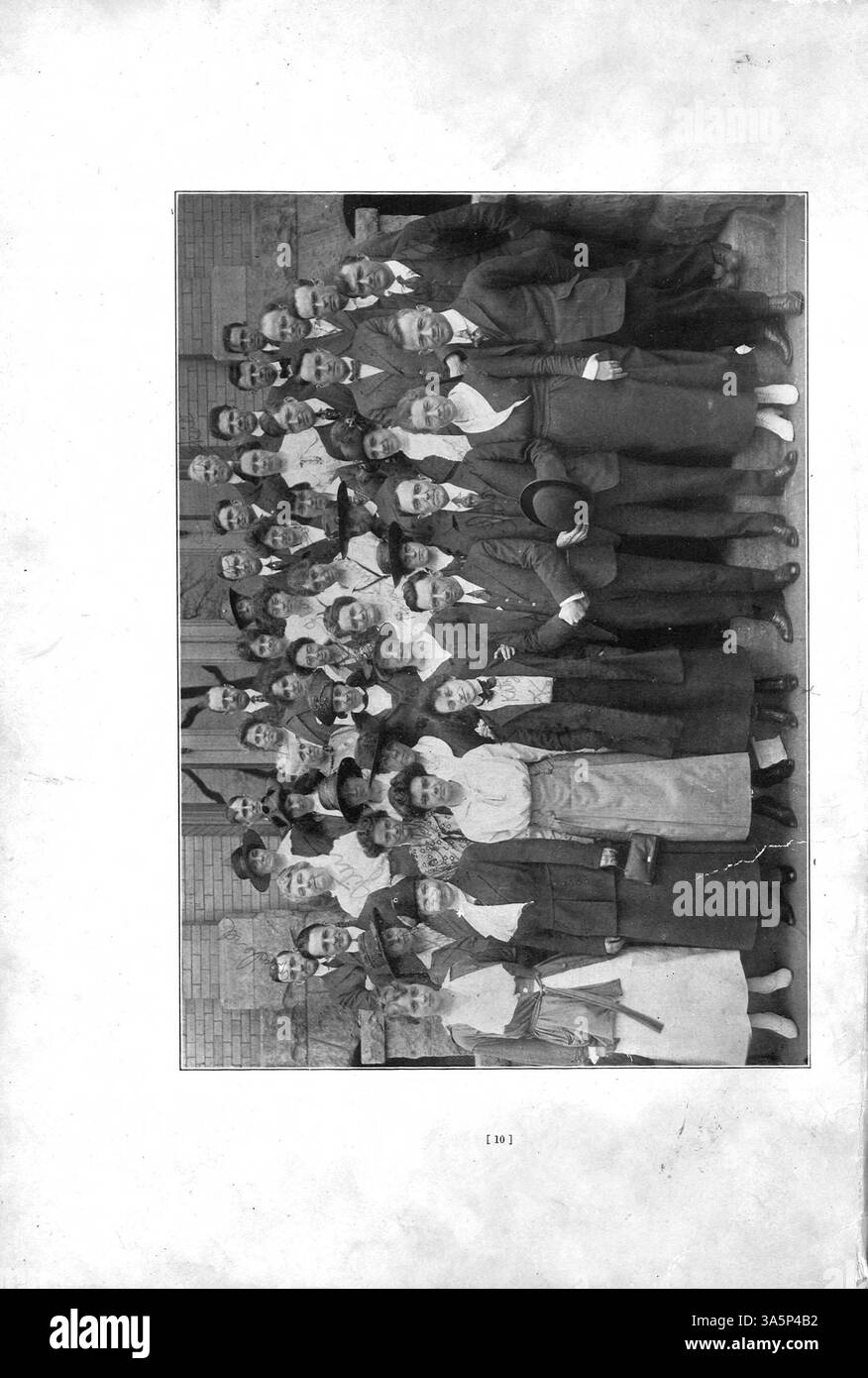 Other notable events that defined the 1917 1918 school year hi-res stock photography and images ...