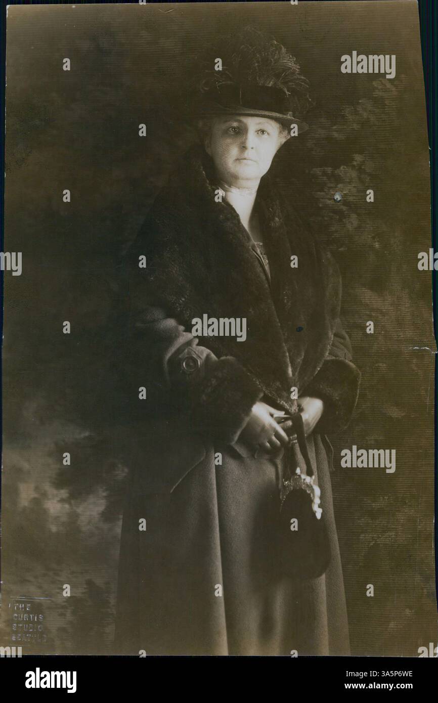 Mrs john r marfield hi-res stock photography and images - Alamy