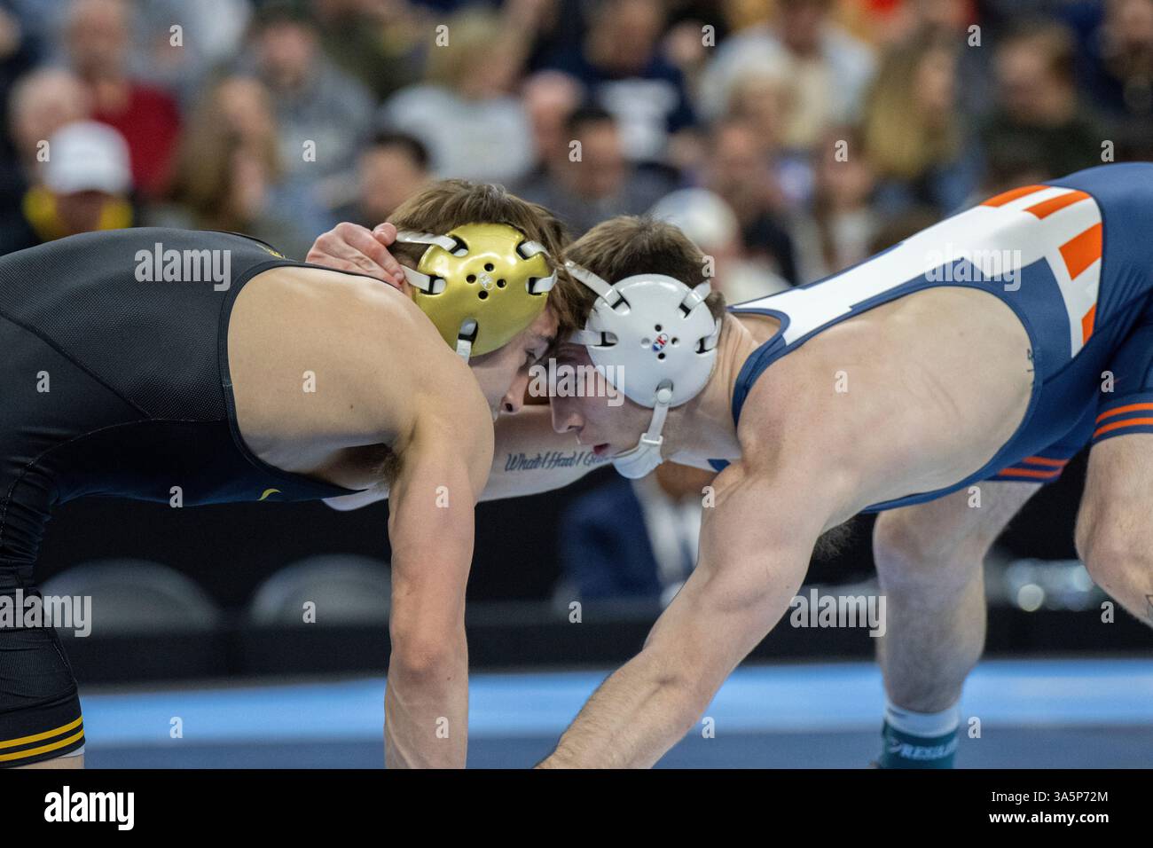 PHILADELPHIA, PA - MARCH 22: Lucas Byrd of the University of Illinois ...