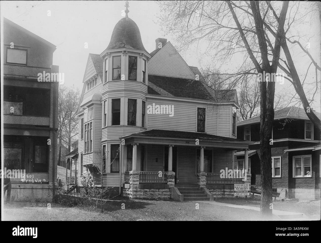 Loca; market Black and White Stock Photos & Images - Alamy