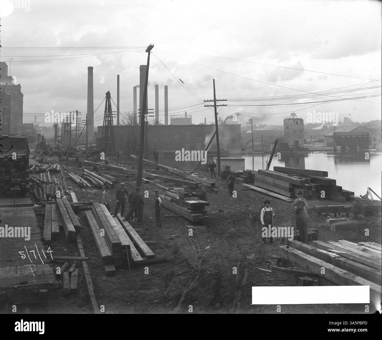 This image shows construction work on the east side of the Mississippi ...