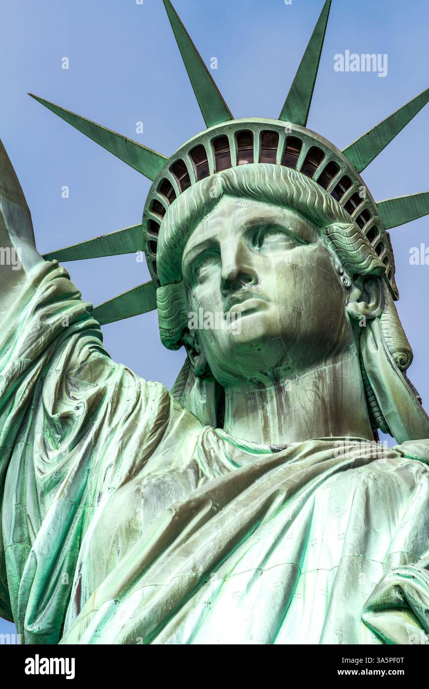 Close-up of iconic "The Statue of Liberty Enlightening the World" and ...