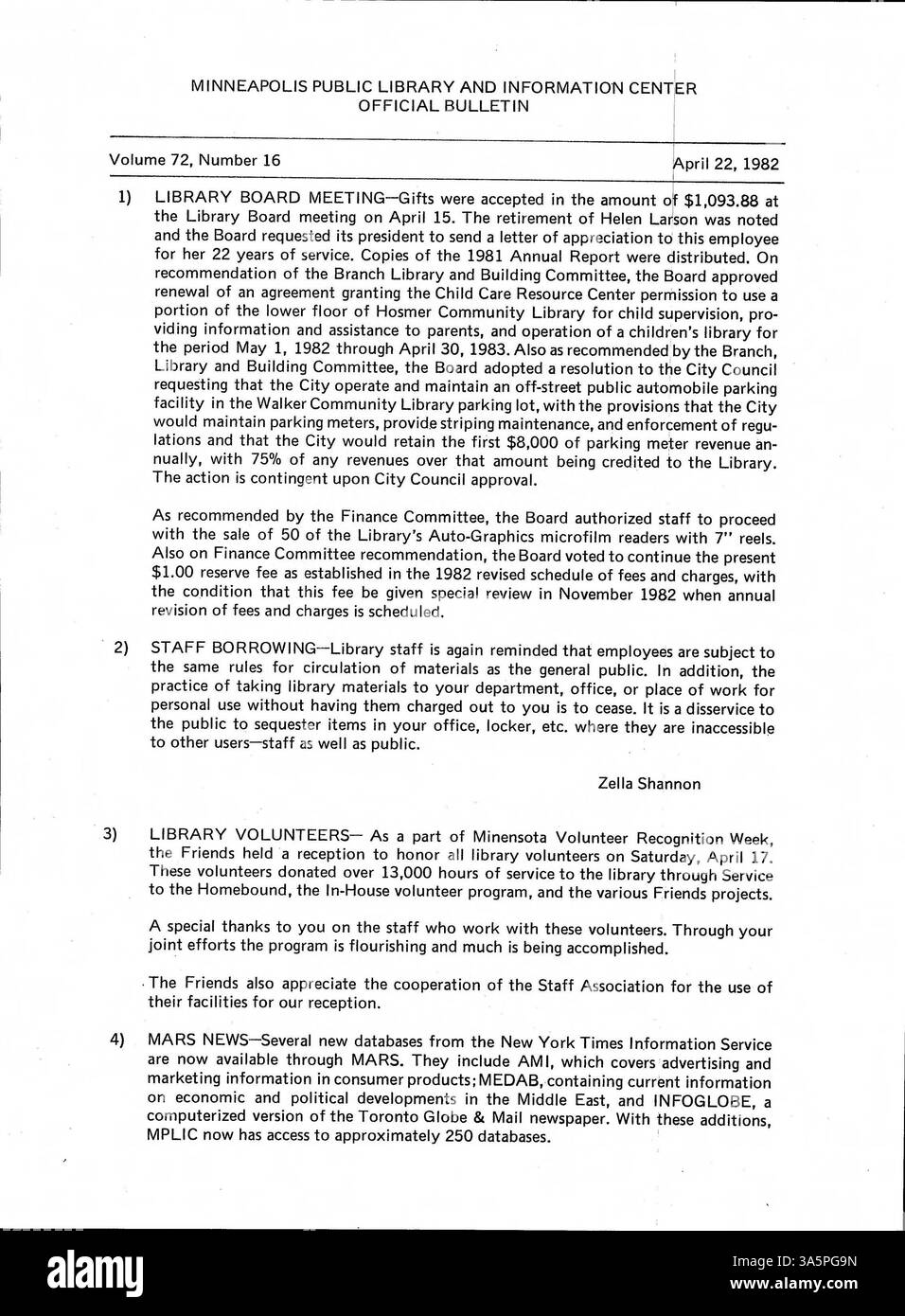 A weekly bulletin from 1982 for employees of the Minneapolis Public Library, providing important ...