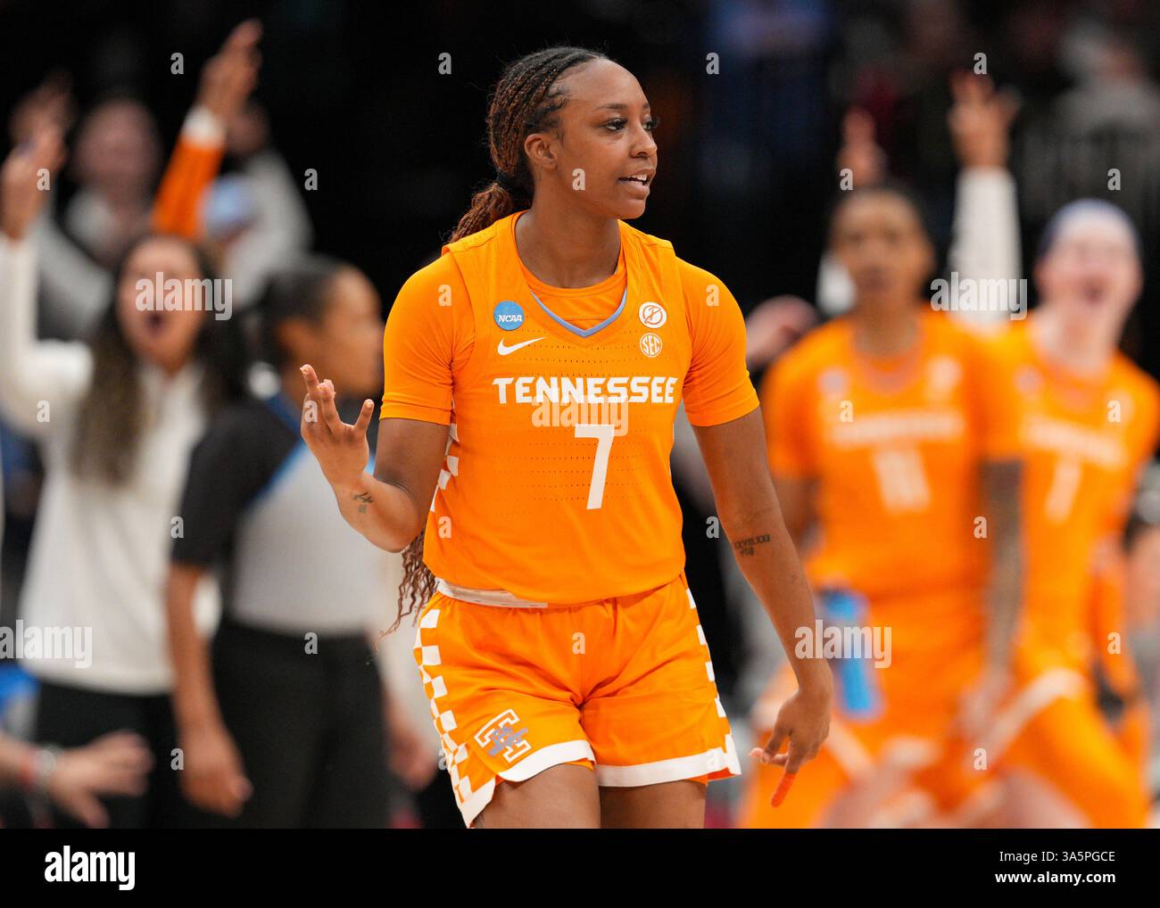 Tennessee guard Samara Spencer (7) reacts after scoring during the ...