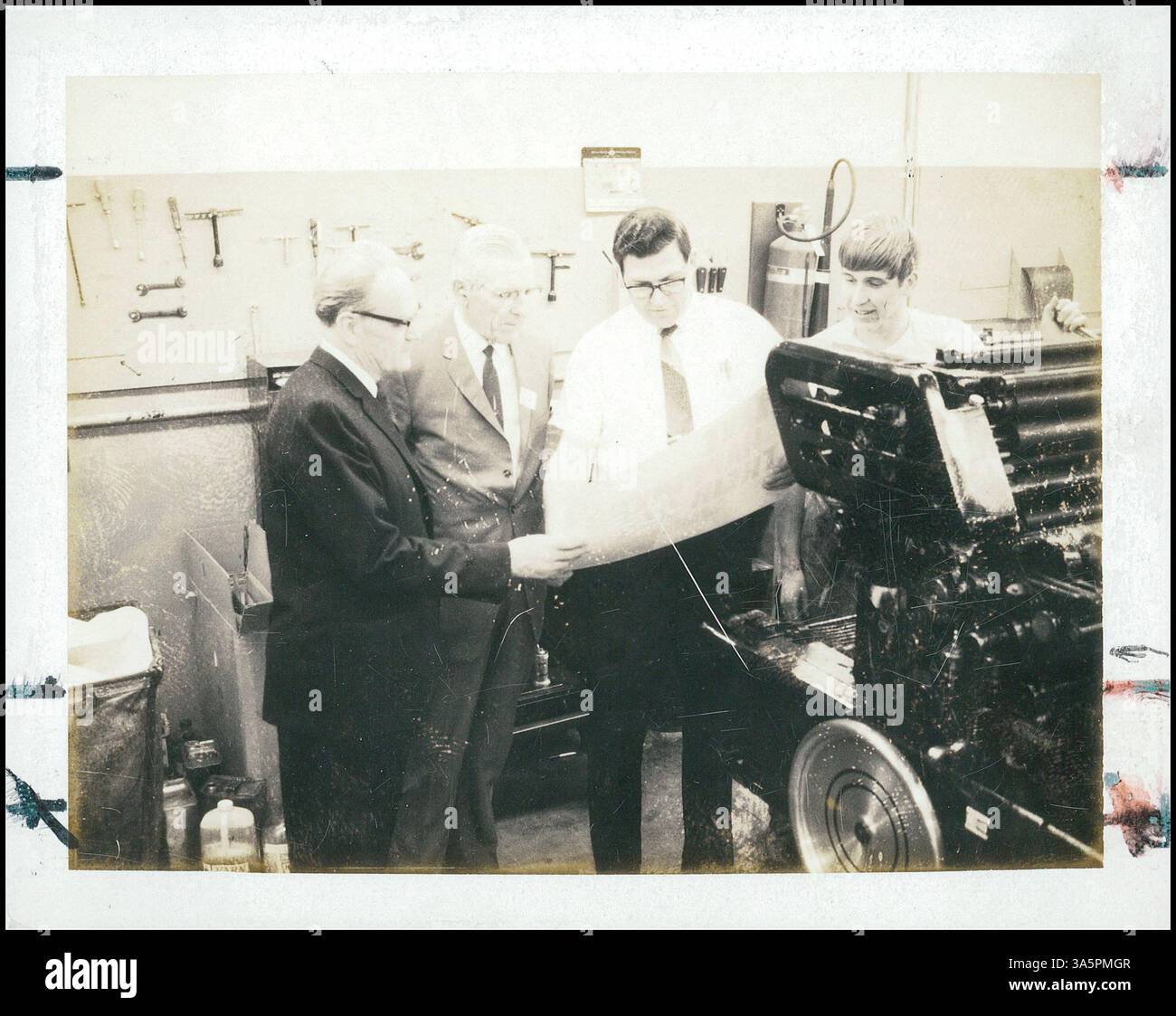 Evaluation of the graphic arts department and students raymond v hi-res ...