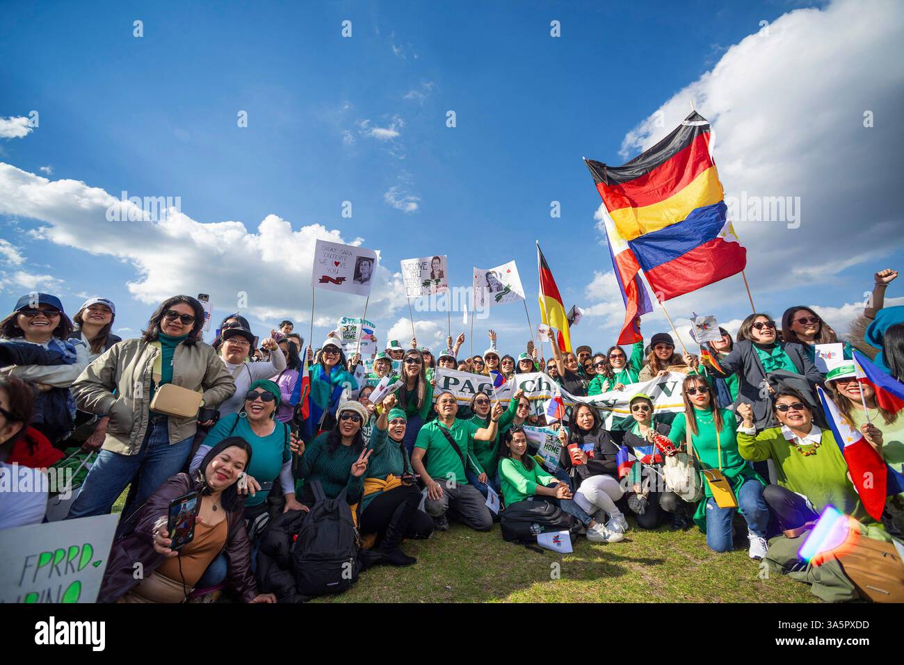 Tuesday 23rd september 2025 hi-res stock photography and images - Alamy